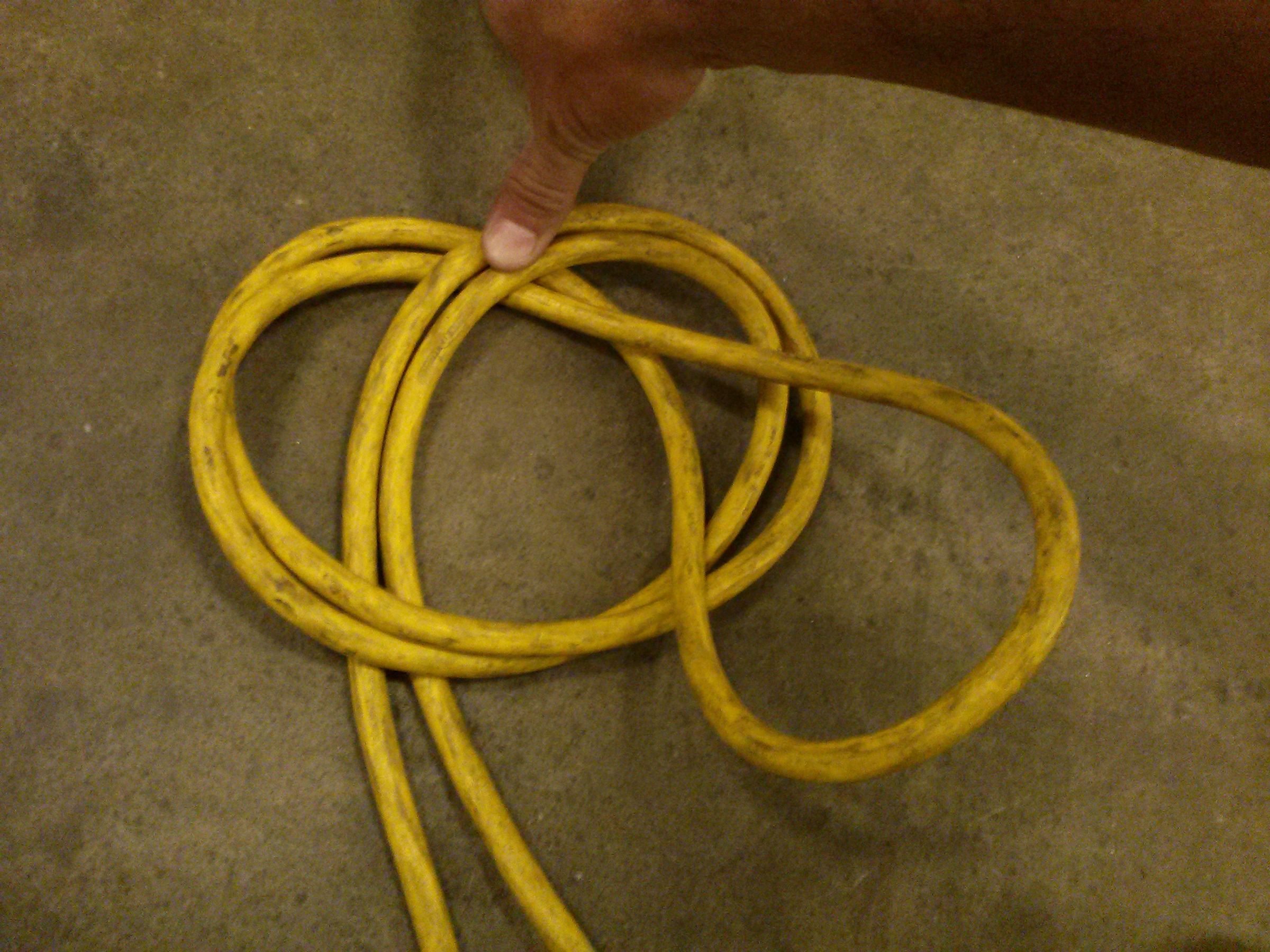 Daisy Chain an Extension Cord : 7 Steps - Instructables