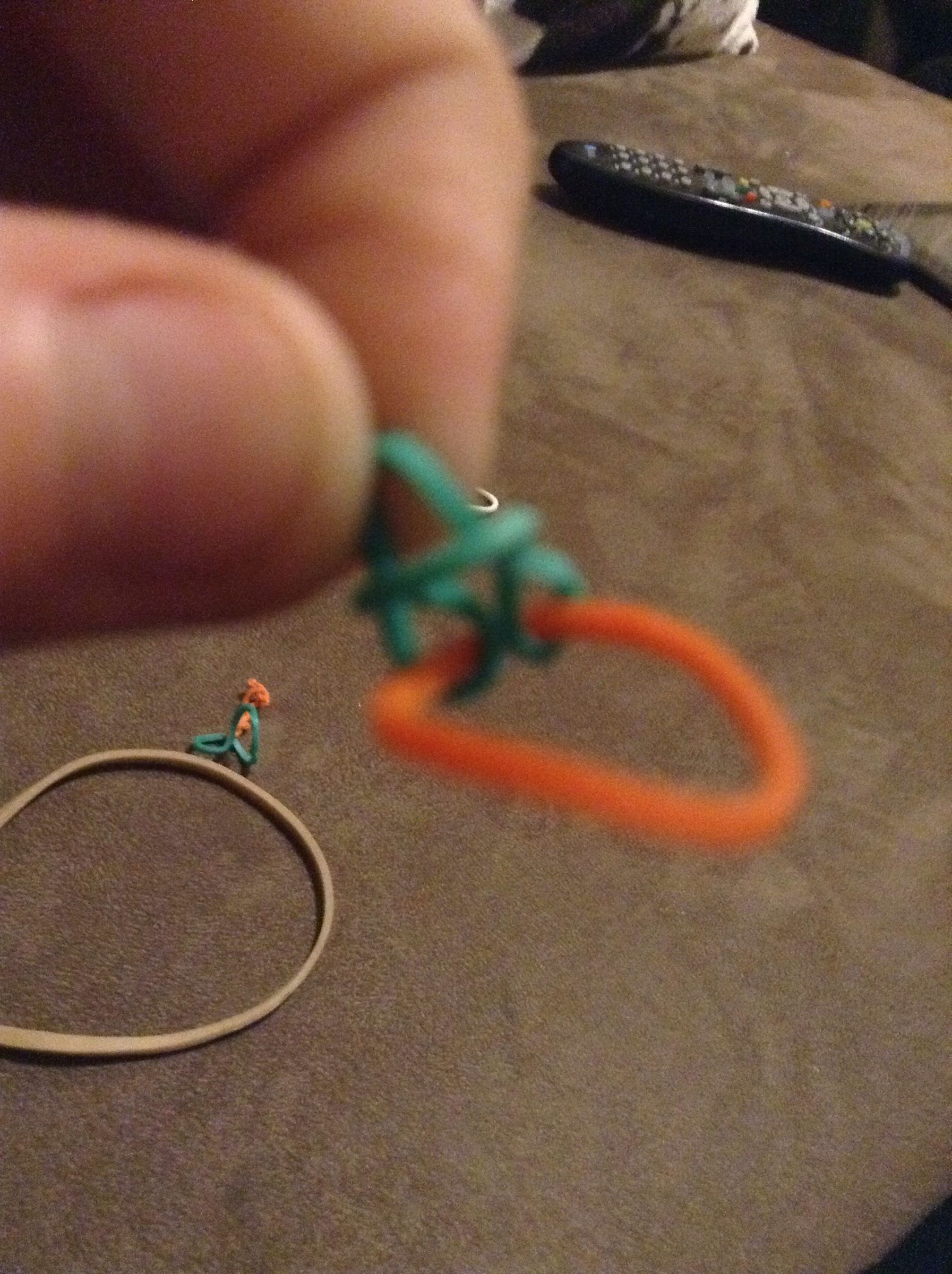 Rubberband Loom Gun : 6 Steps - Instructables