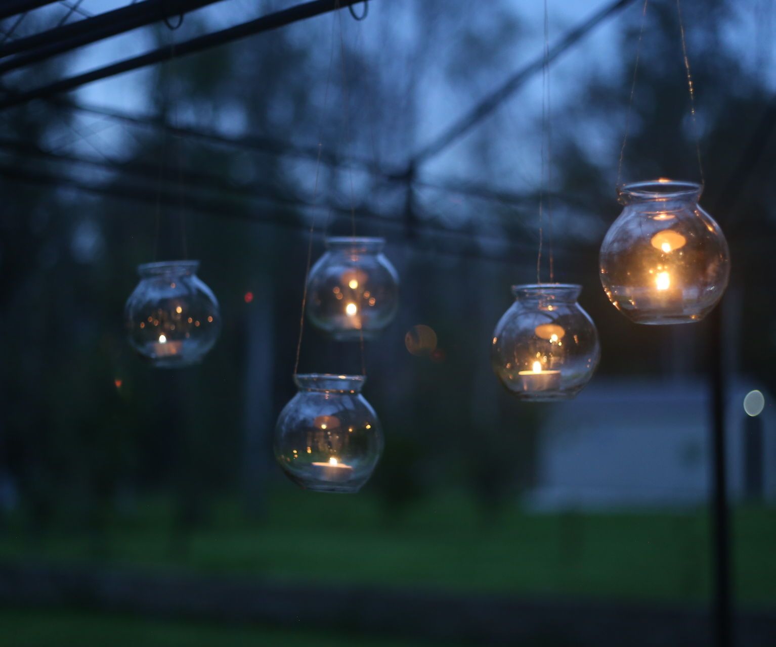Hanging Lights : 5 Steps (with Pictures) - Instructables