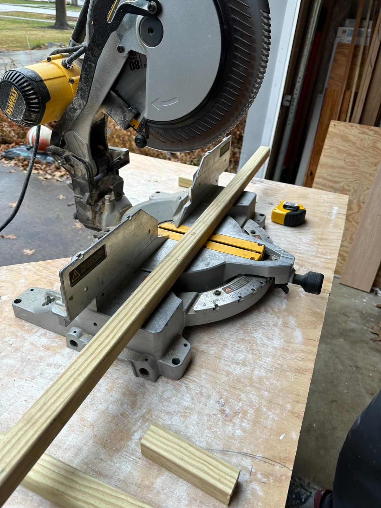 Defying Gravity - Designing and Building a Tensegrity Table : 10 Steps ...