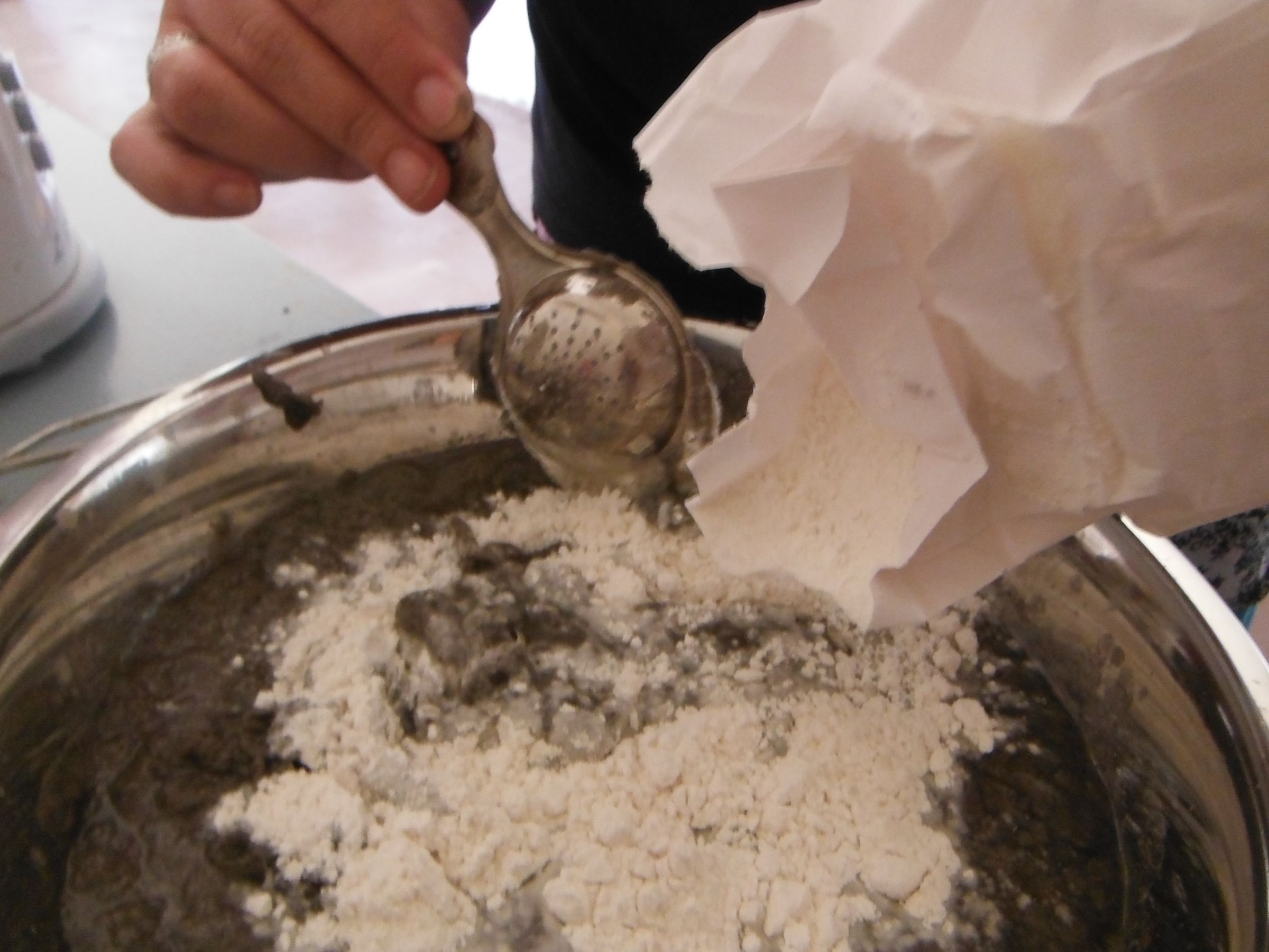 Paper Mache Heart : 11 Steps - Instructables