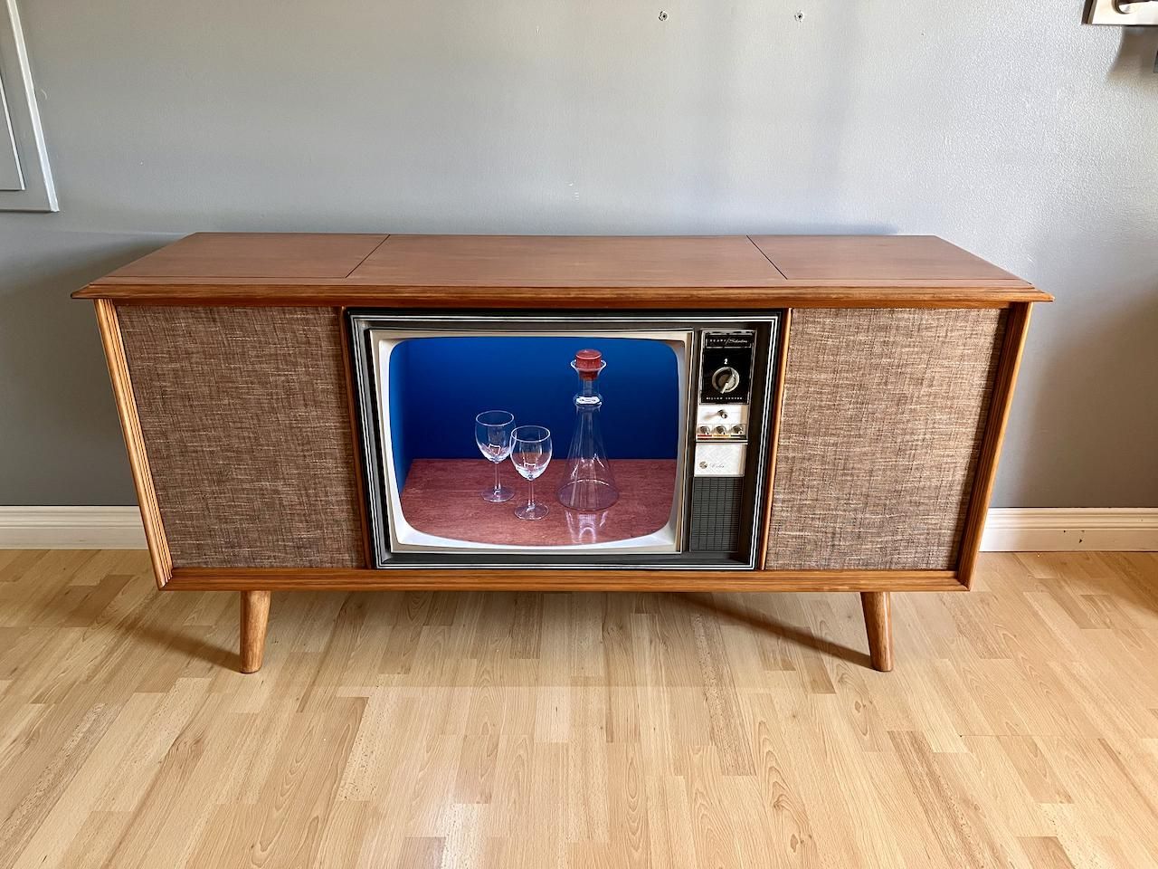 Vintage TV Console Revamp : 8 Steps (with Pictures) - Instructables
