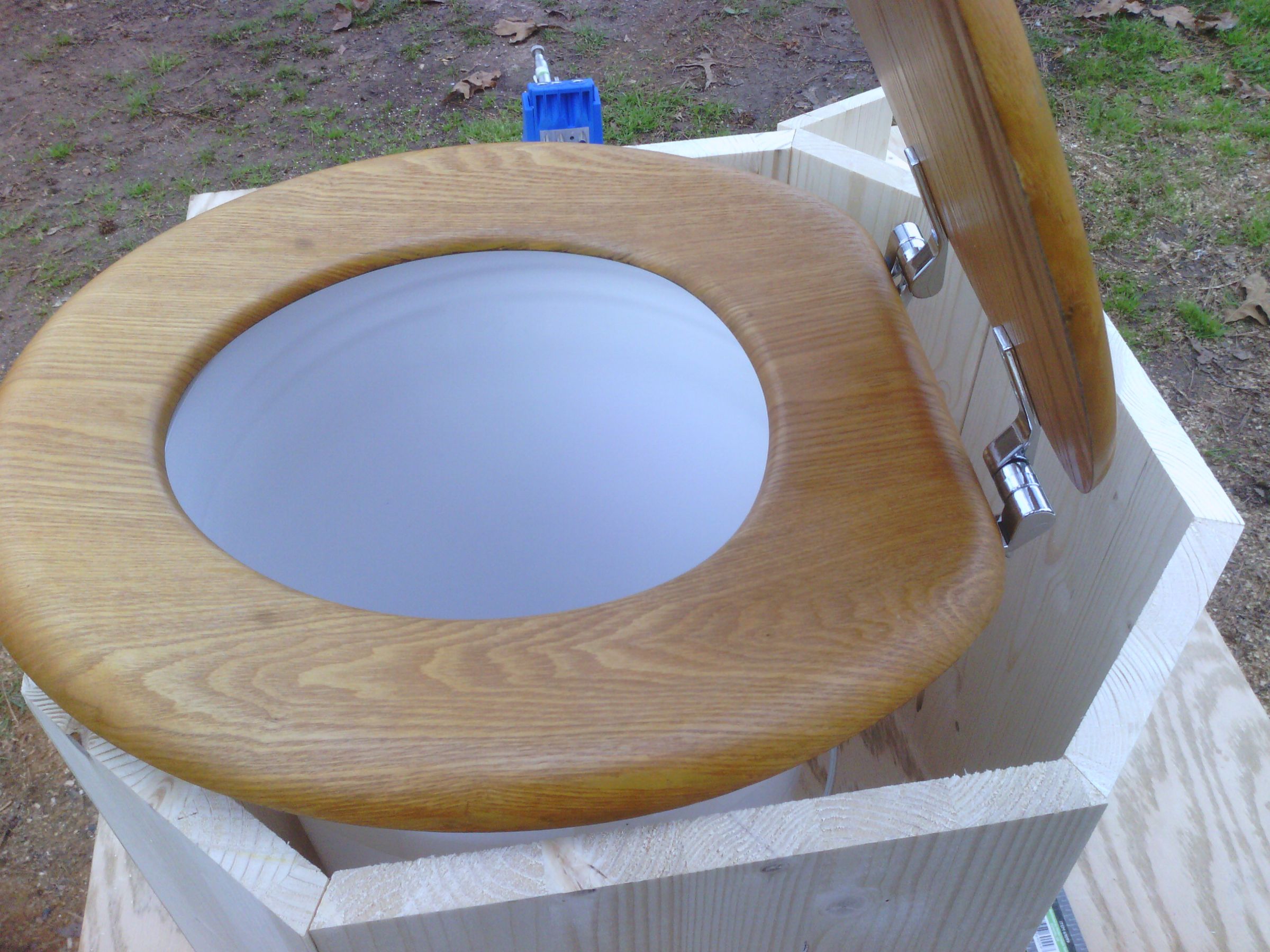 My Composting Toilet : 9 Steps (with Pictures) - Instructables