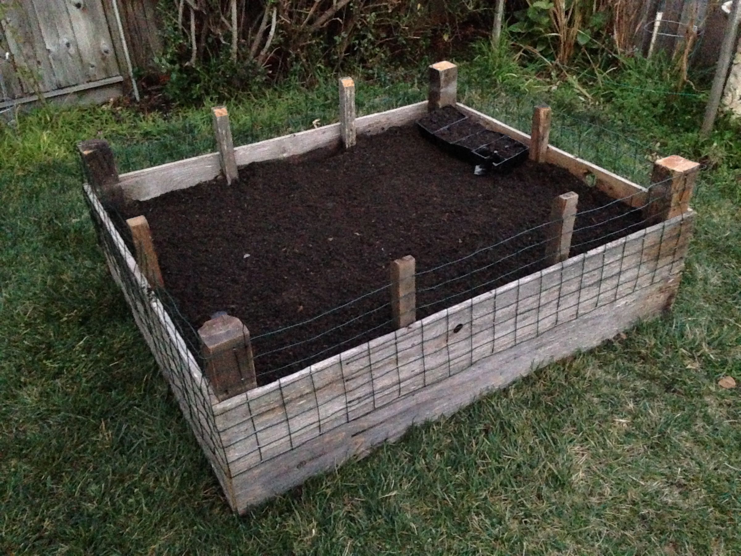 Recycled Wood Box Garden : 12 Steps (with Pictures) - Instructables