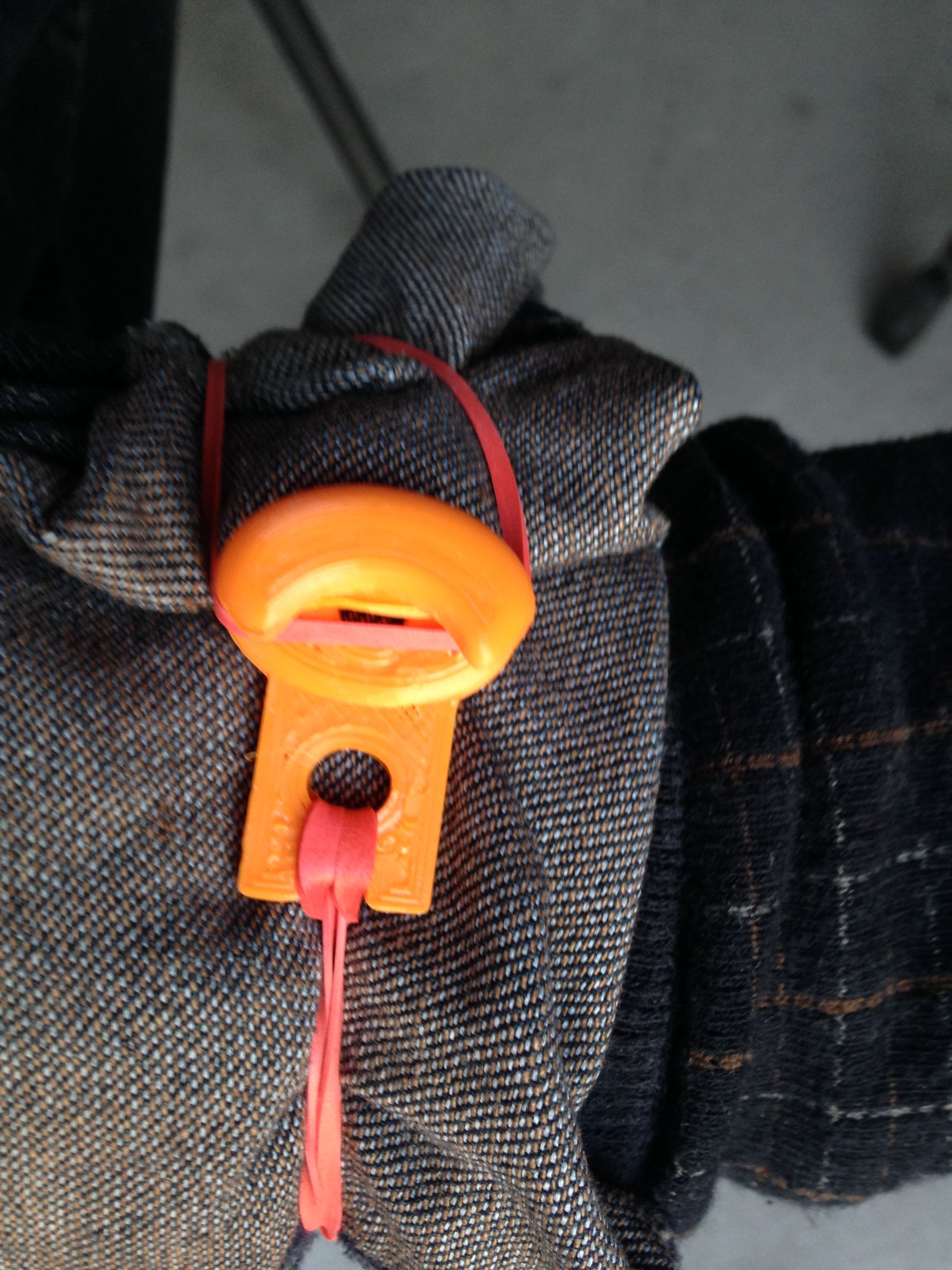 Versatile Rubber Band Ties : 4 Steps (with Pictures) - Instructables