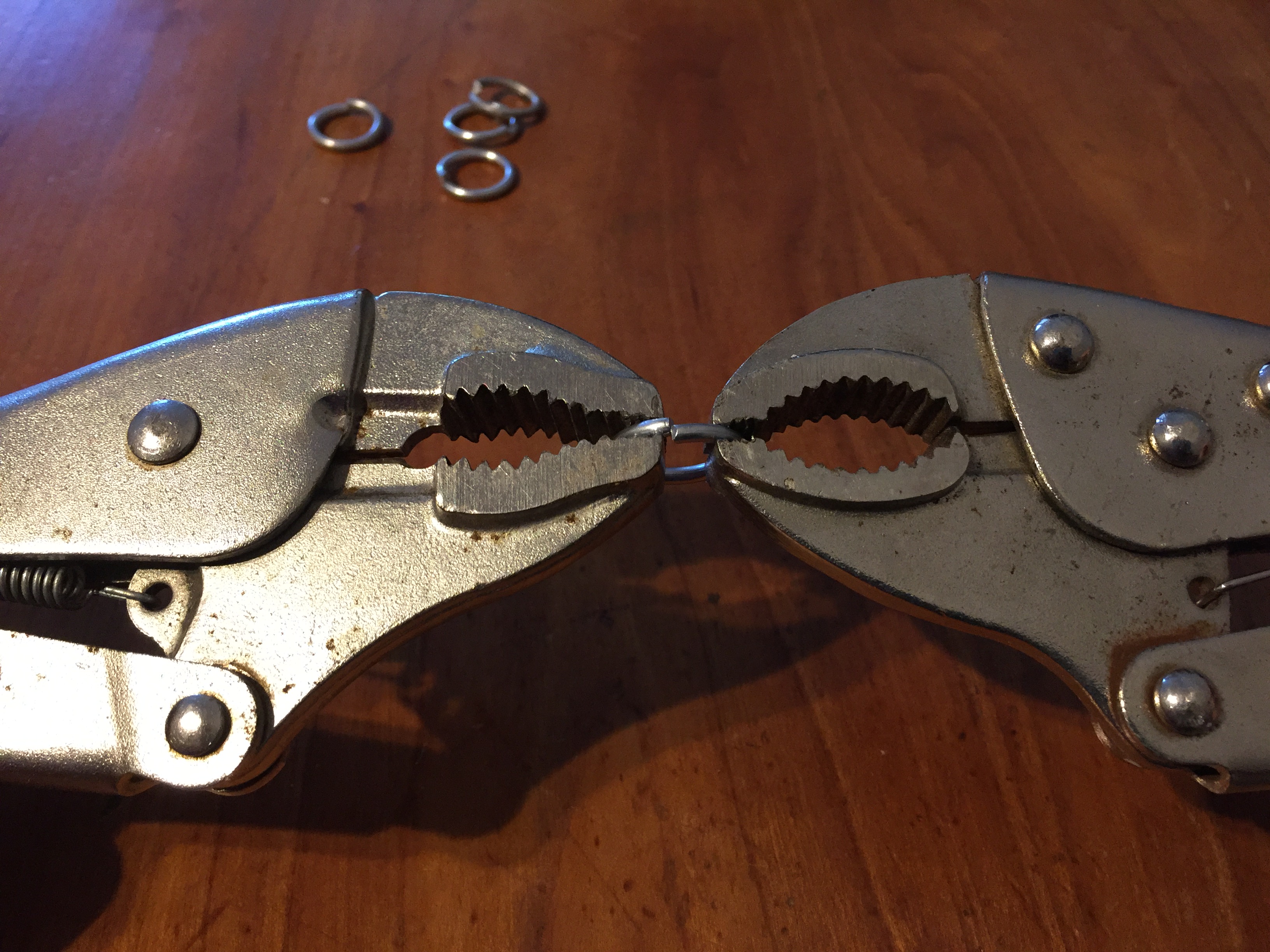 Making Chain Mail : 6 Steps (with Pictures) - Instructables