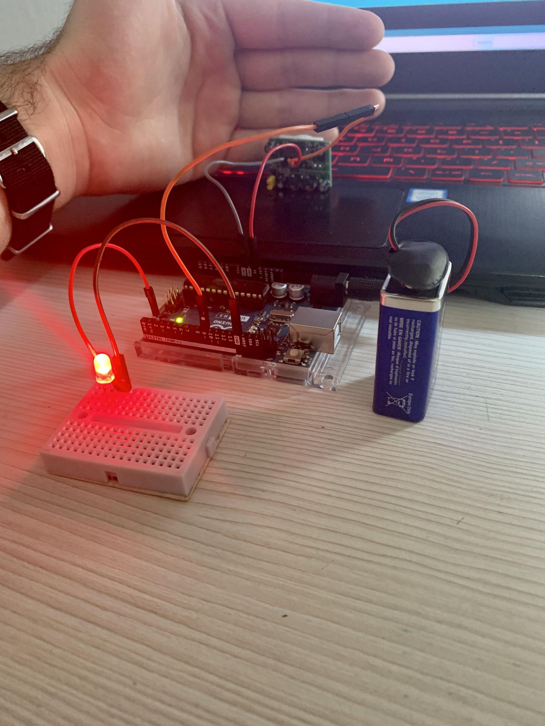 PIR Motion Sensor | HC-SR501 | Arduino : 3 Steps - Instructables