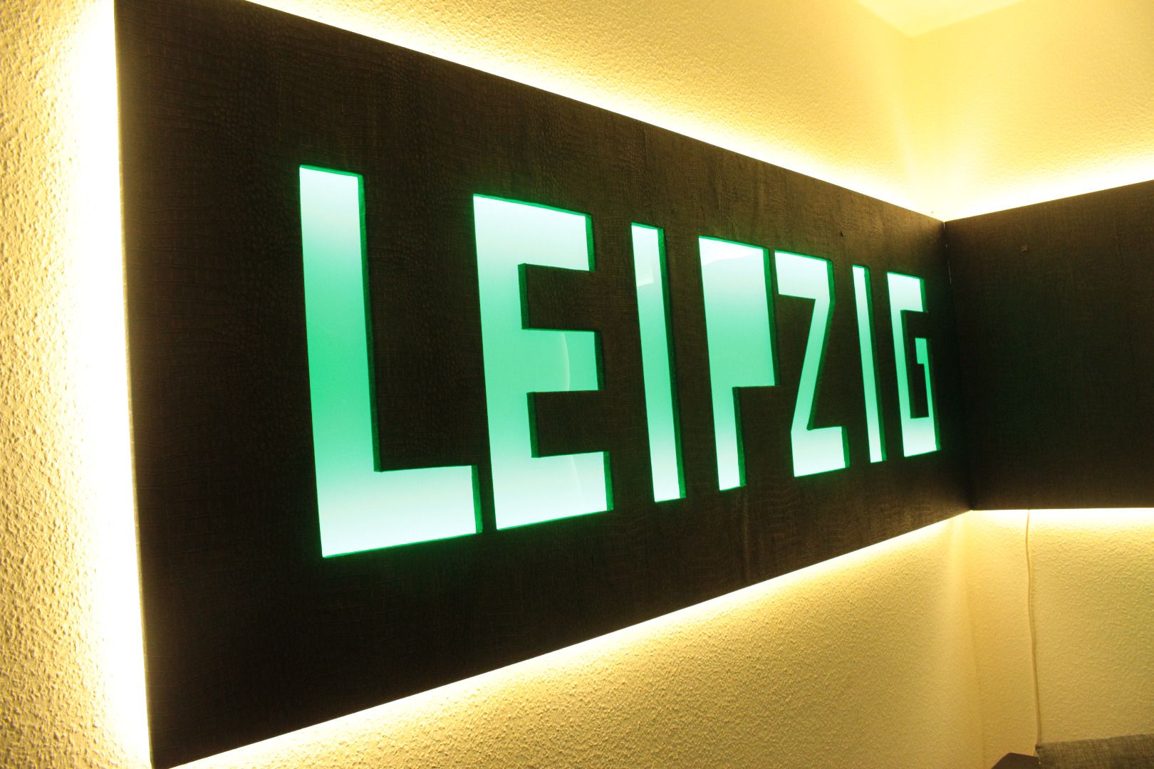 How to Make a Huge Light Up LED Sign : 4 Steps (with Pictures ...