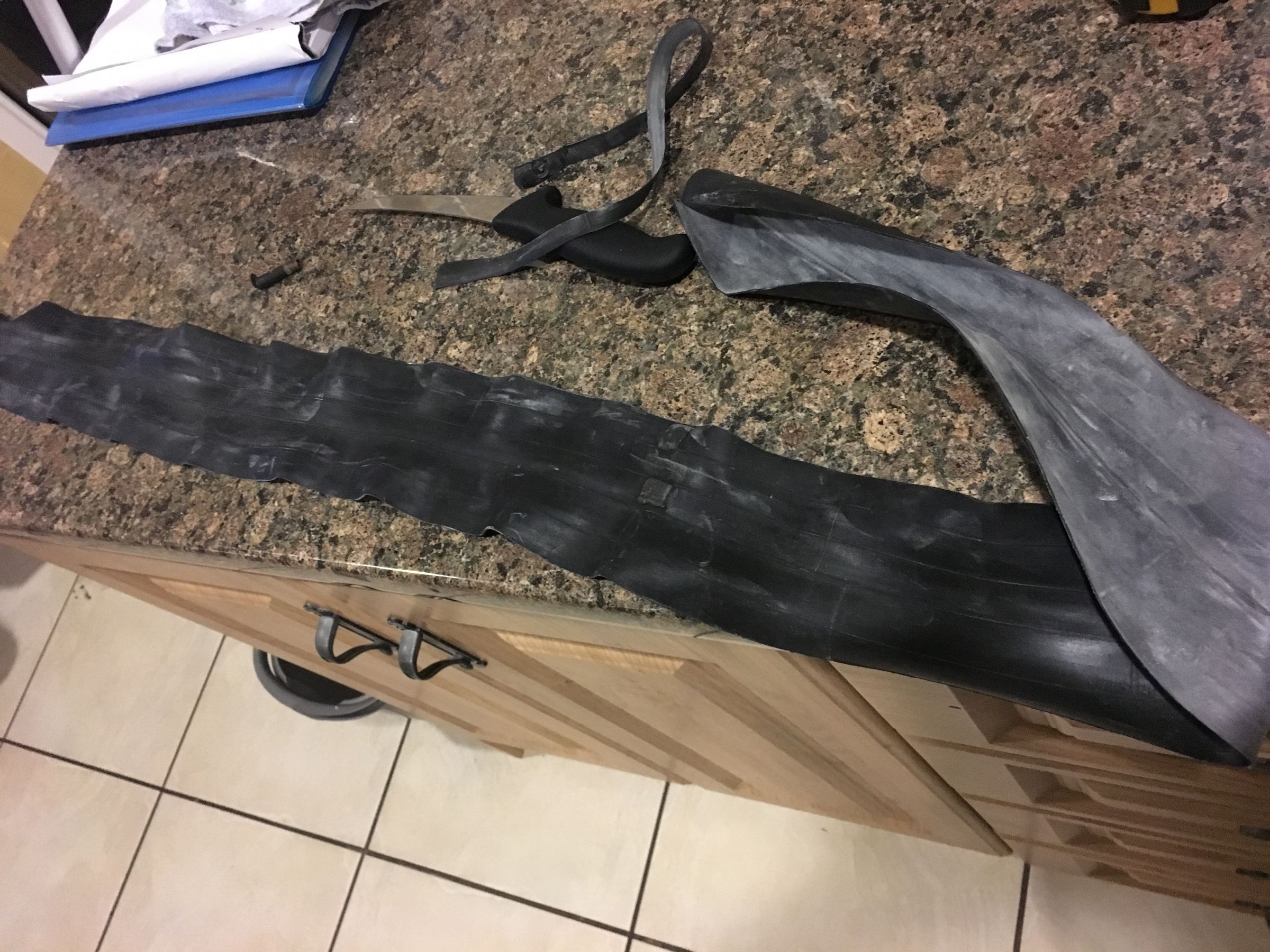 Batman Costume : 12 Steps (with Pictures) - Instructables