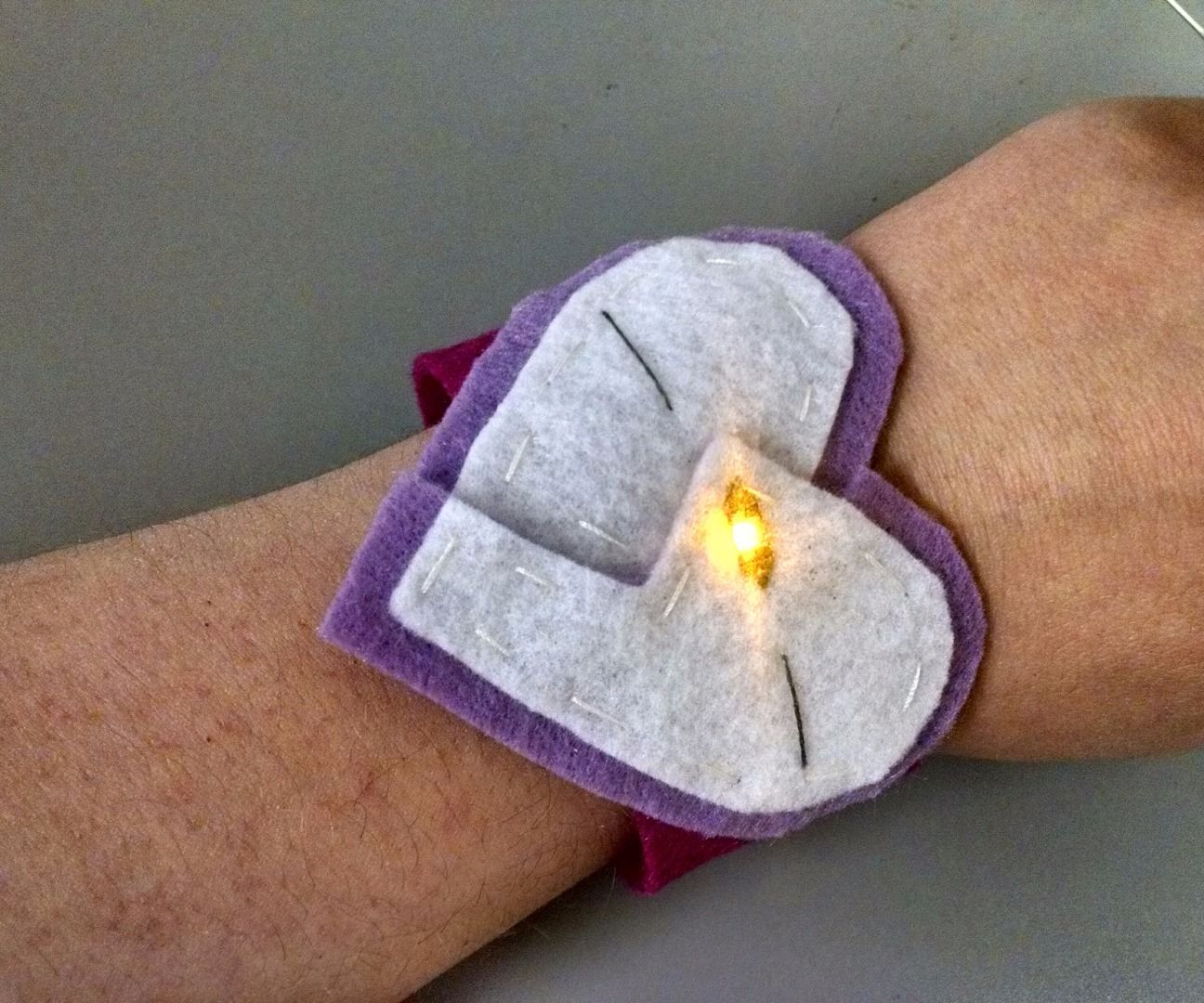 LED Broken Heart Bracelet : 10 Steps - Instructables