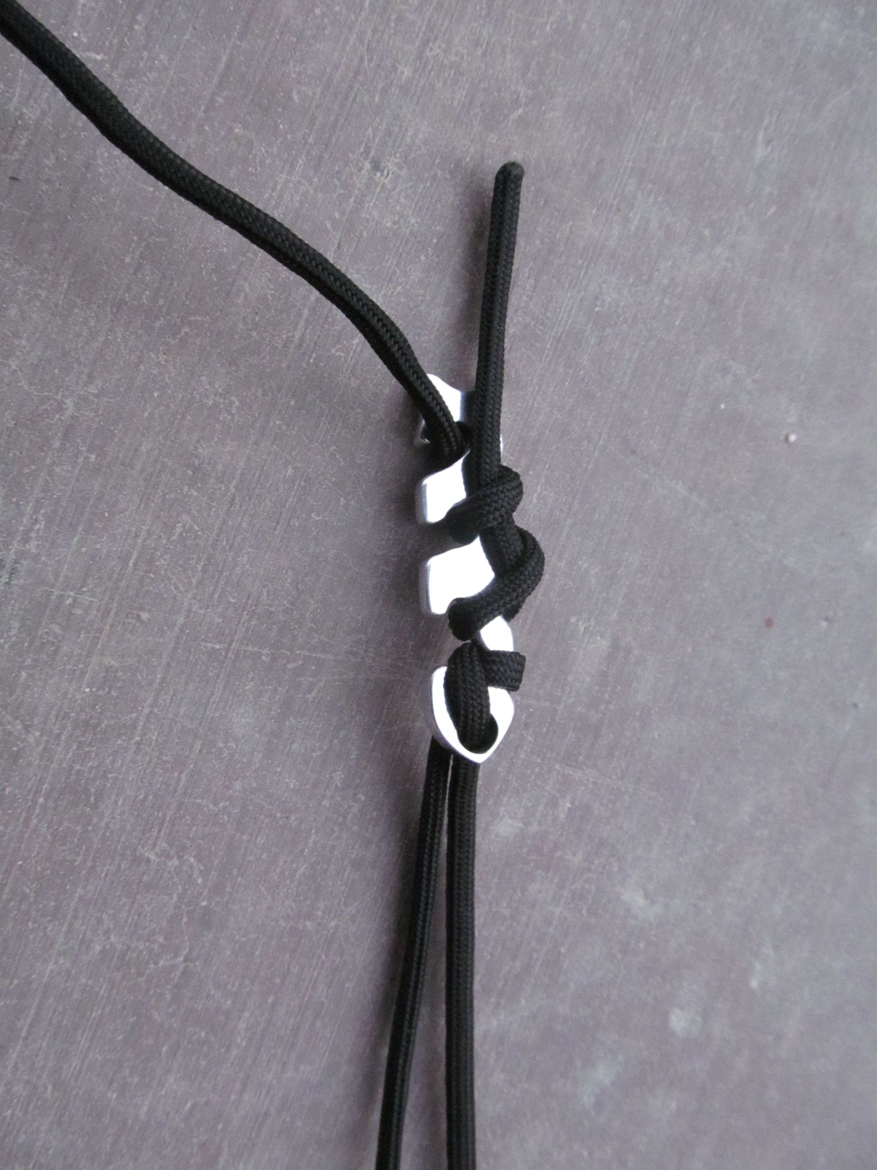 Fish Bone - Knotless Gear Tie : 8 Steps (with Pictures) - Instructables