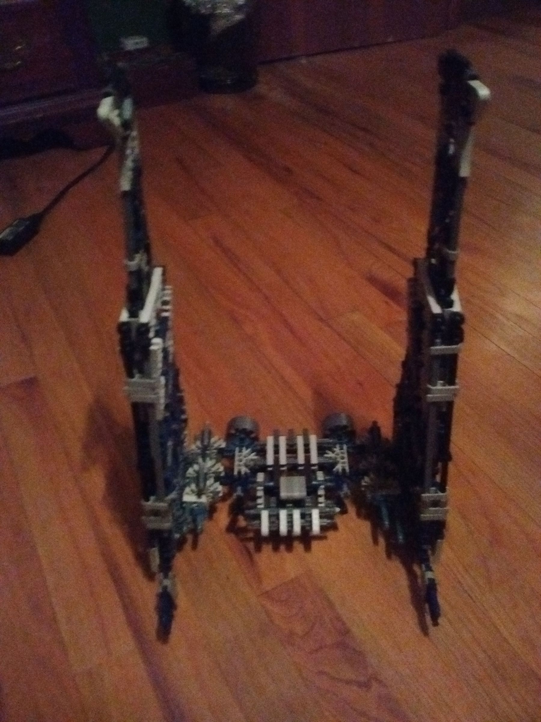 Upsilon-class Command Shuttle - Instructables
