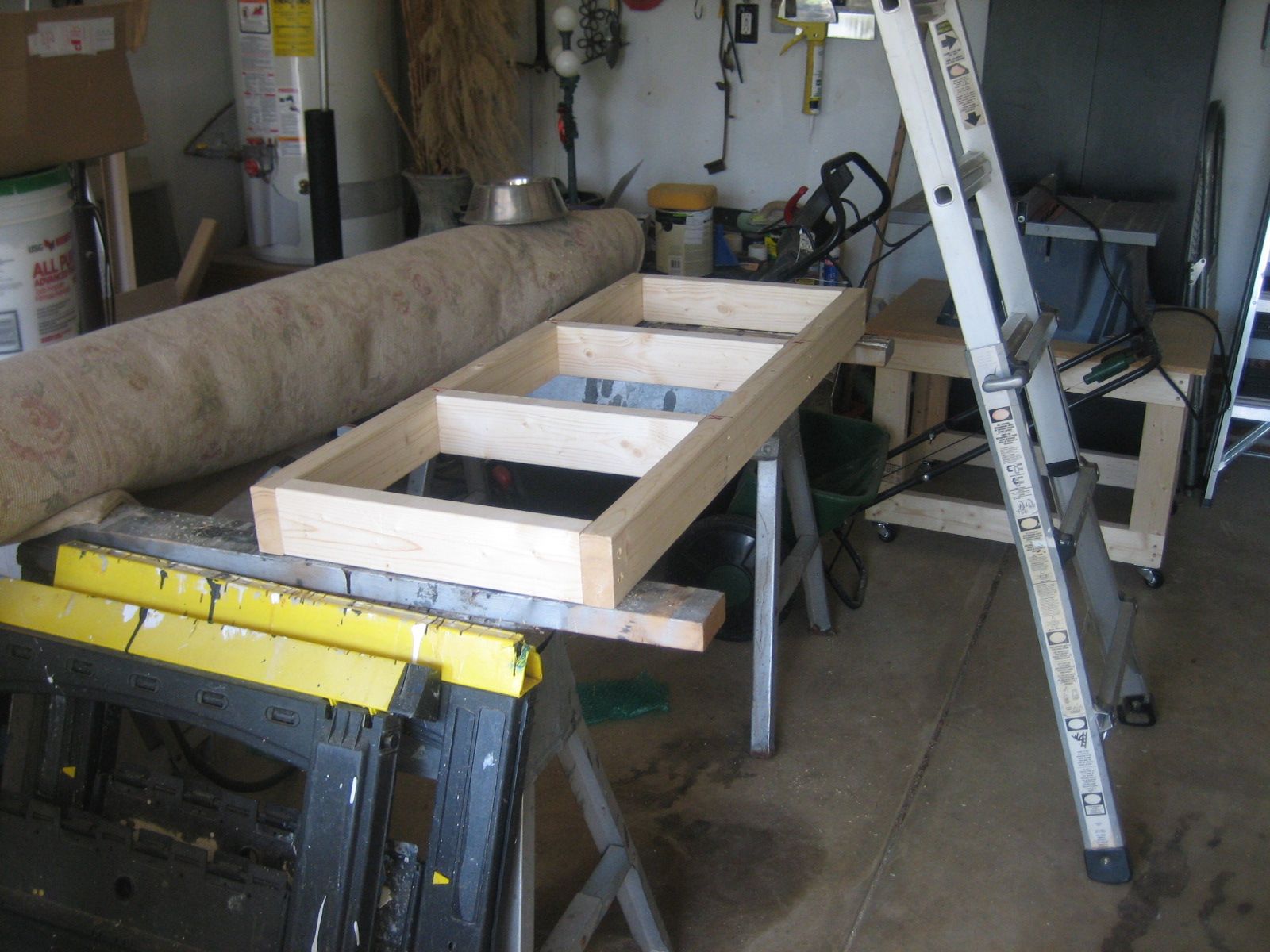 MY OUTFEED TABLE for Small Table Saw : 7 Steps - Instructables