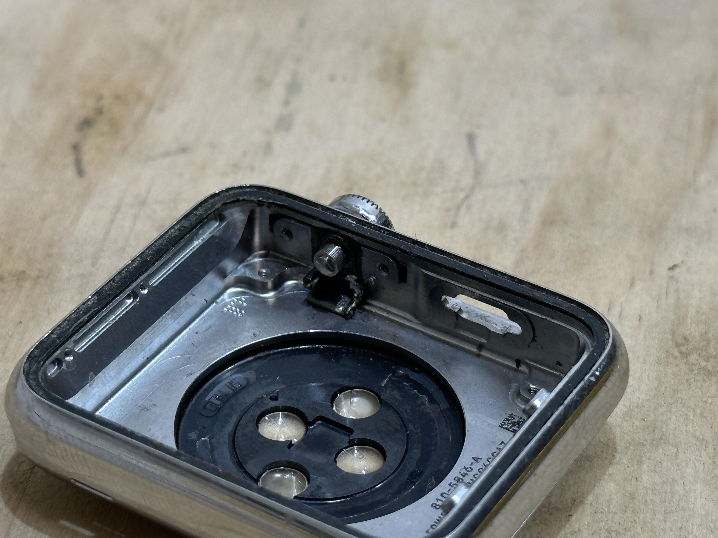 Mechanical Apple Watch From Real E-Waste Apple Watch : 46 Steps (with ...