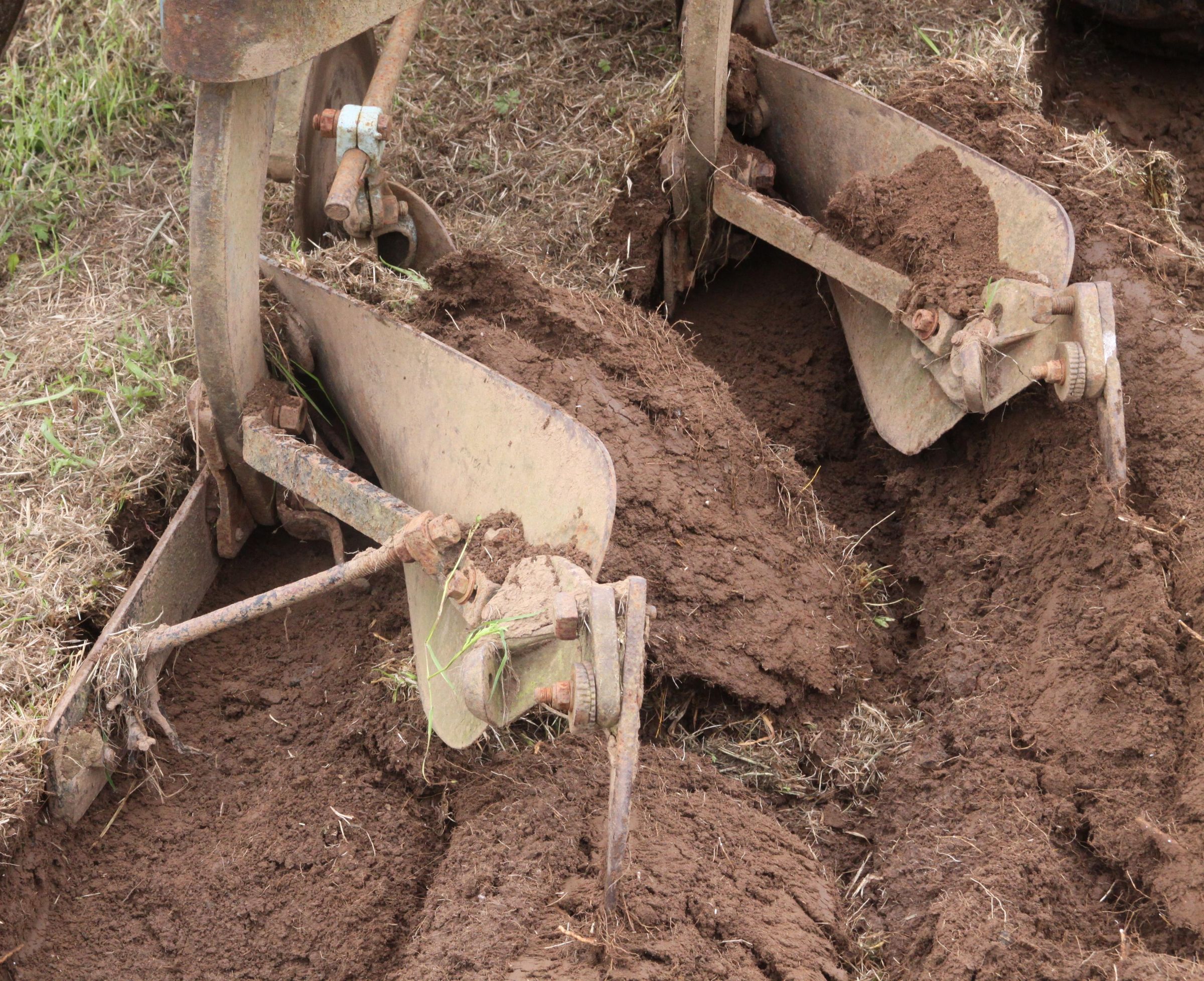 How to Plough or Plow a Field - Basic Instructions : 8 Steps (with ...