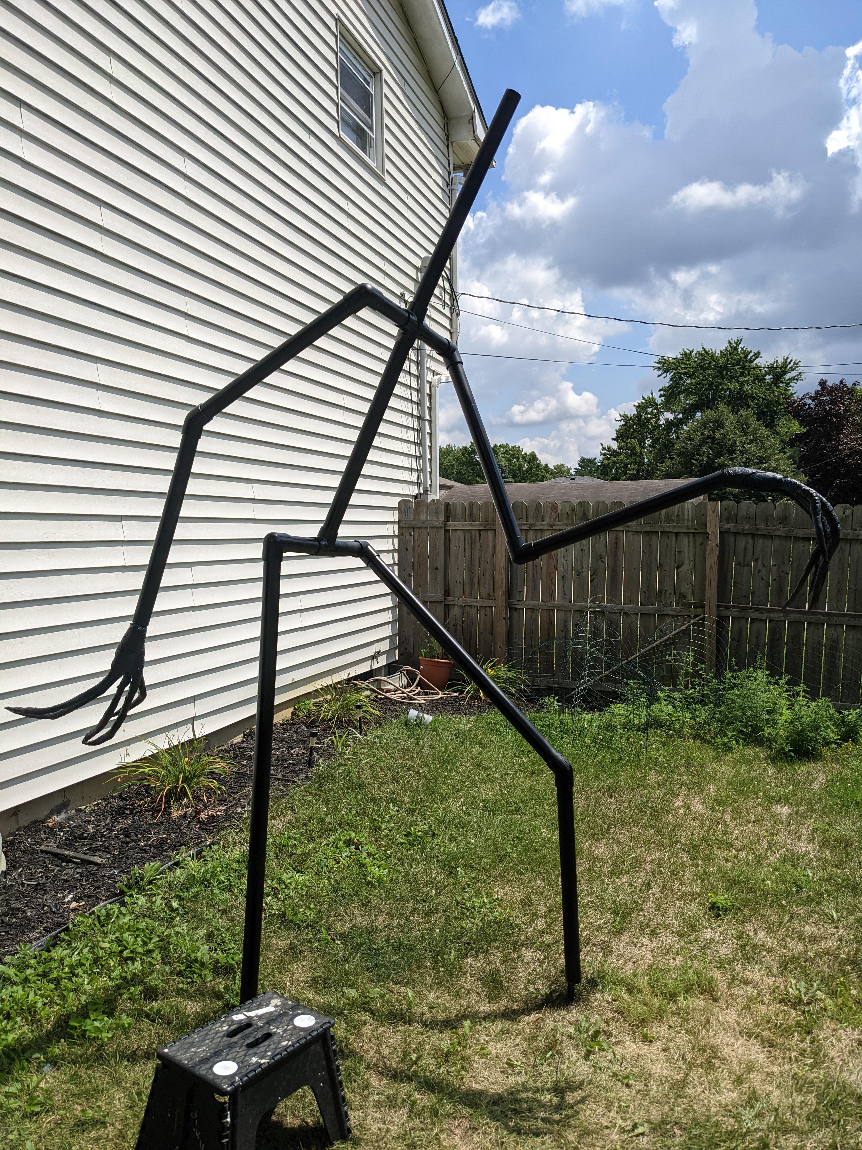 DIY 12ft Grimacing Pumpkin Monster Halloween Prop /Decoration : 5 Steps ...