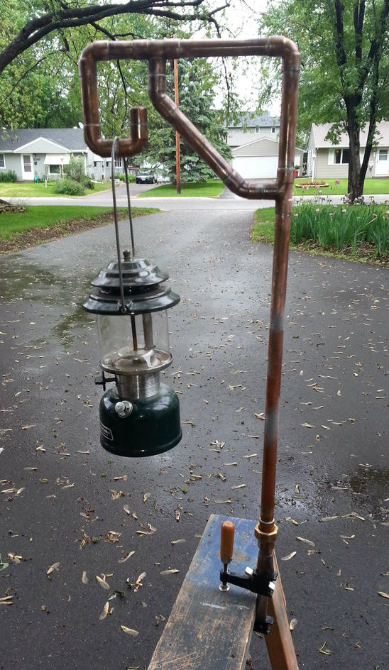 Camping lantern hanger store