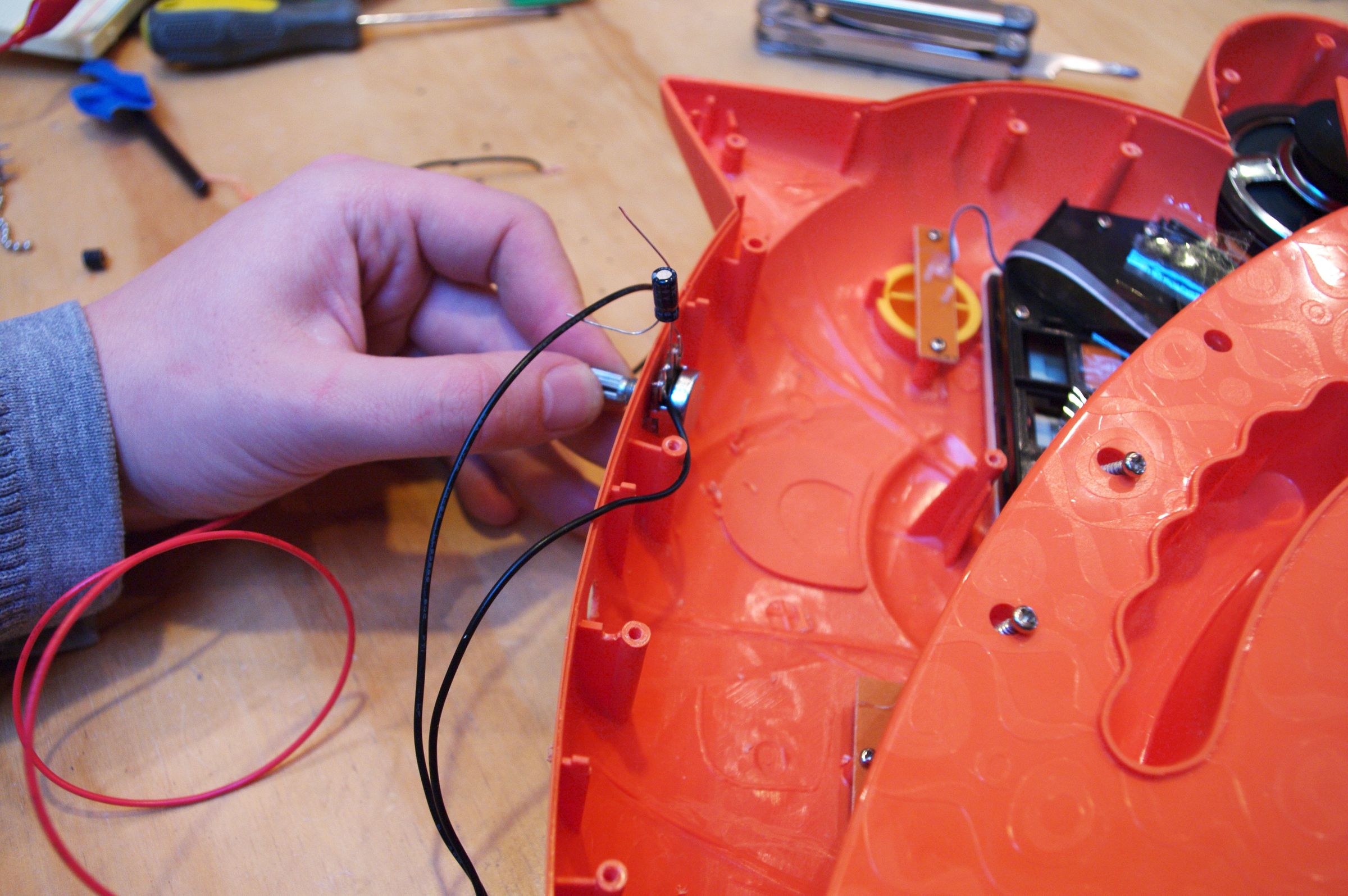 Meowsic Keyboard Output Jack : 8 Steps (with Pictures) - Instructables