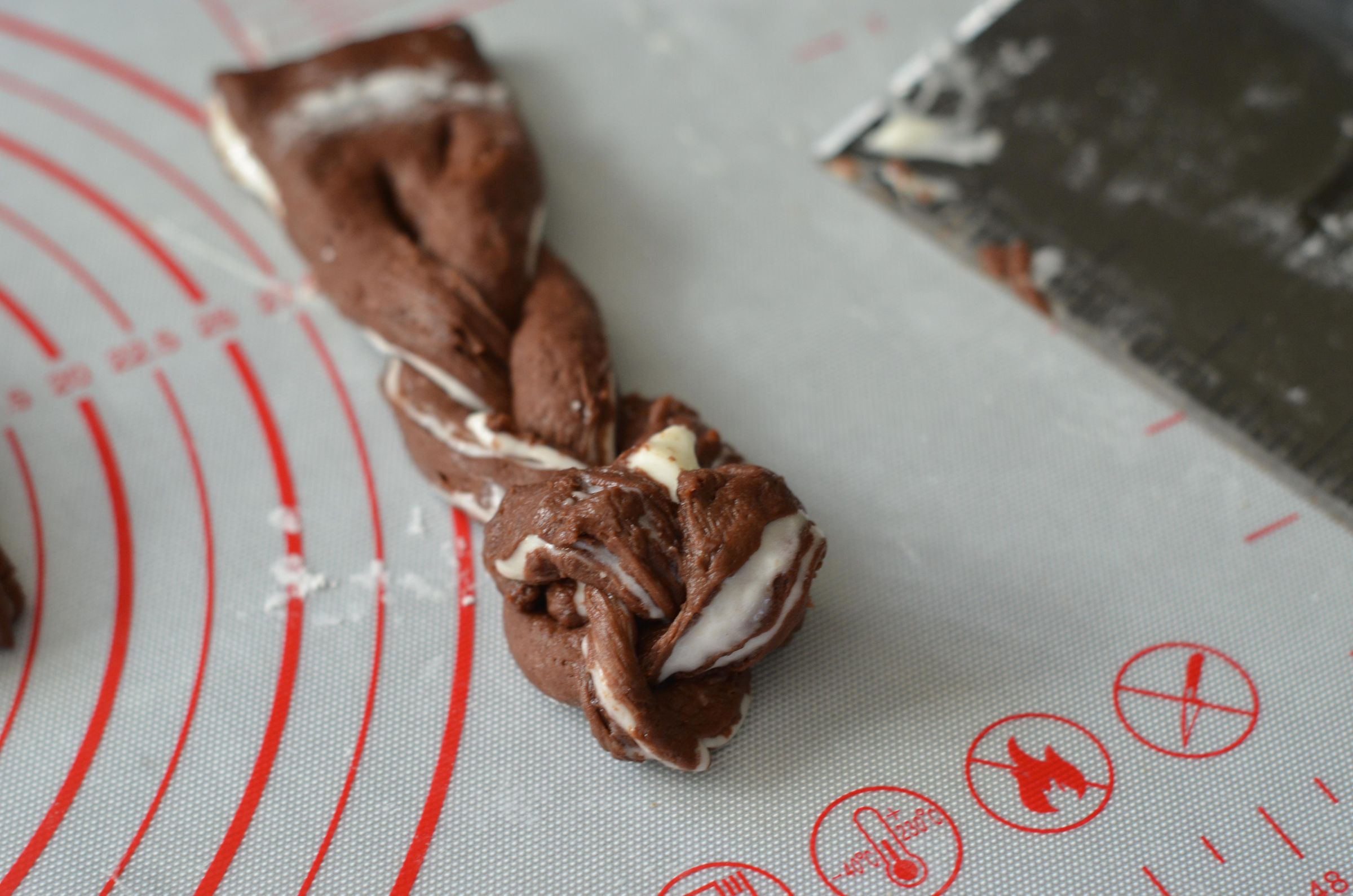 Braided Chocolate Muffins : 8 Steps (with Pictures) - Instructables