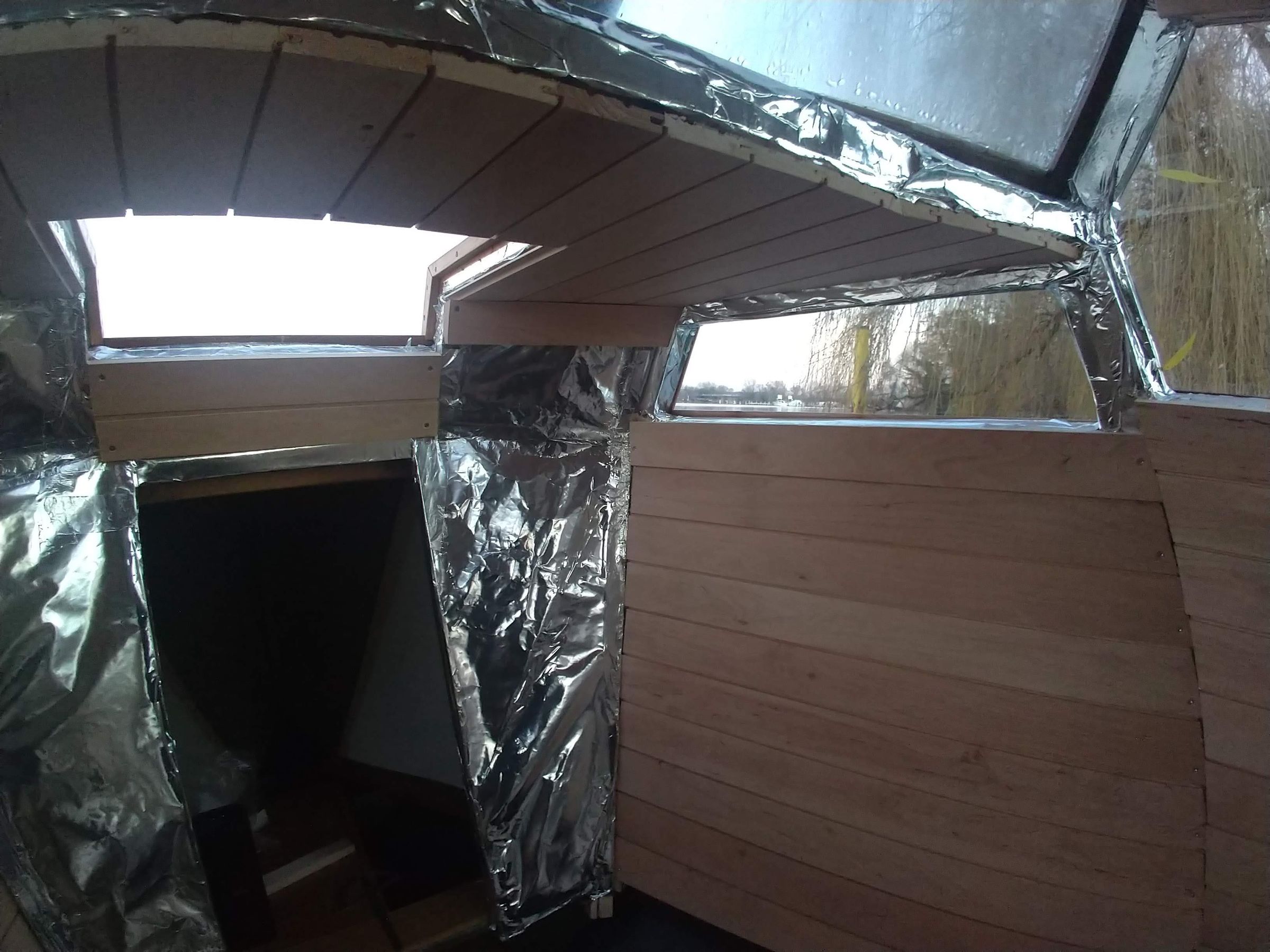 Saunaboat: Turning an Old Unused Boat Into a Swimming Sauna : 14 Steps ...