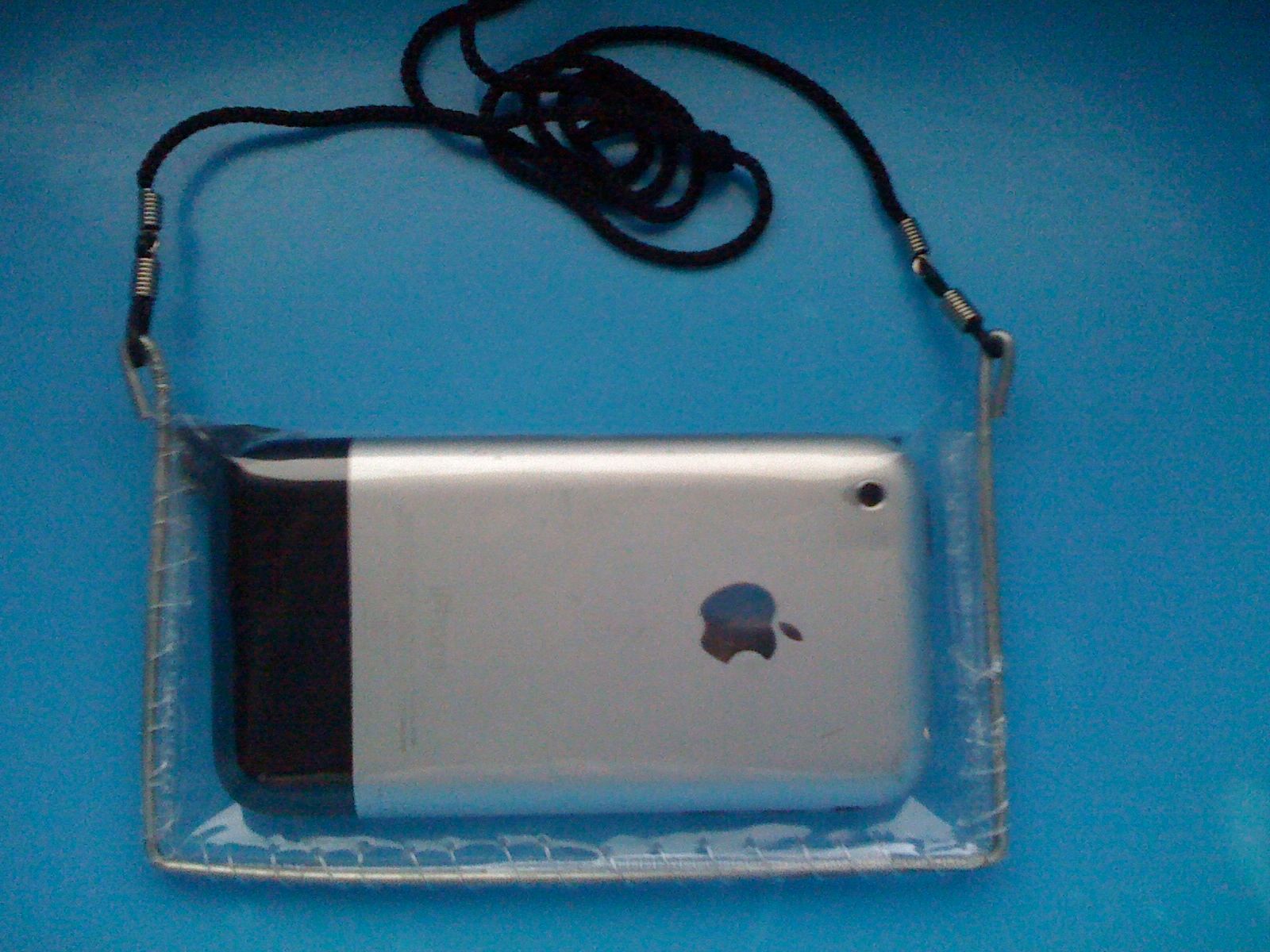 Spy Smartphone Pouch : 8 Steps - Instructables