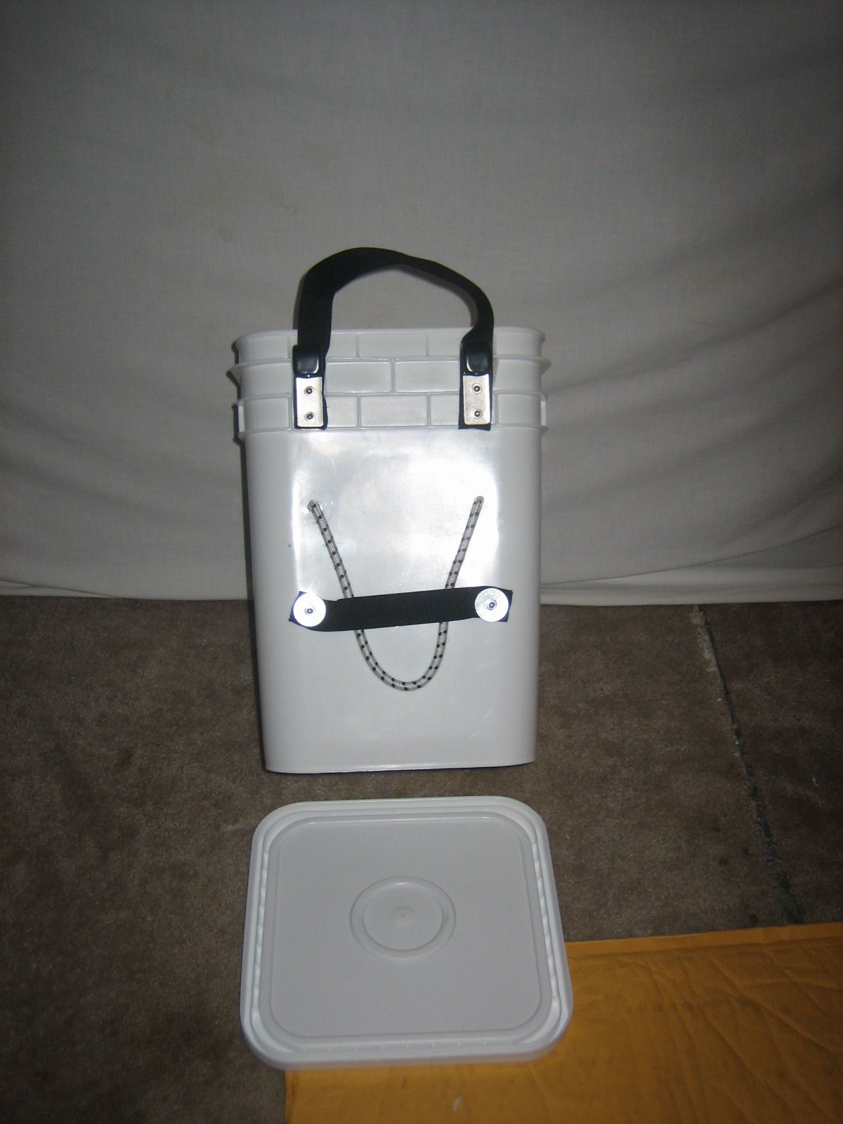 Building Better Bucket Panniers : 4 Steps - Instructables