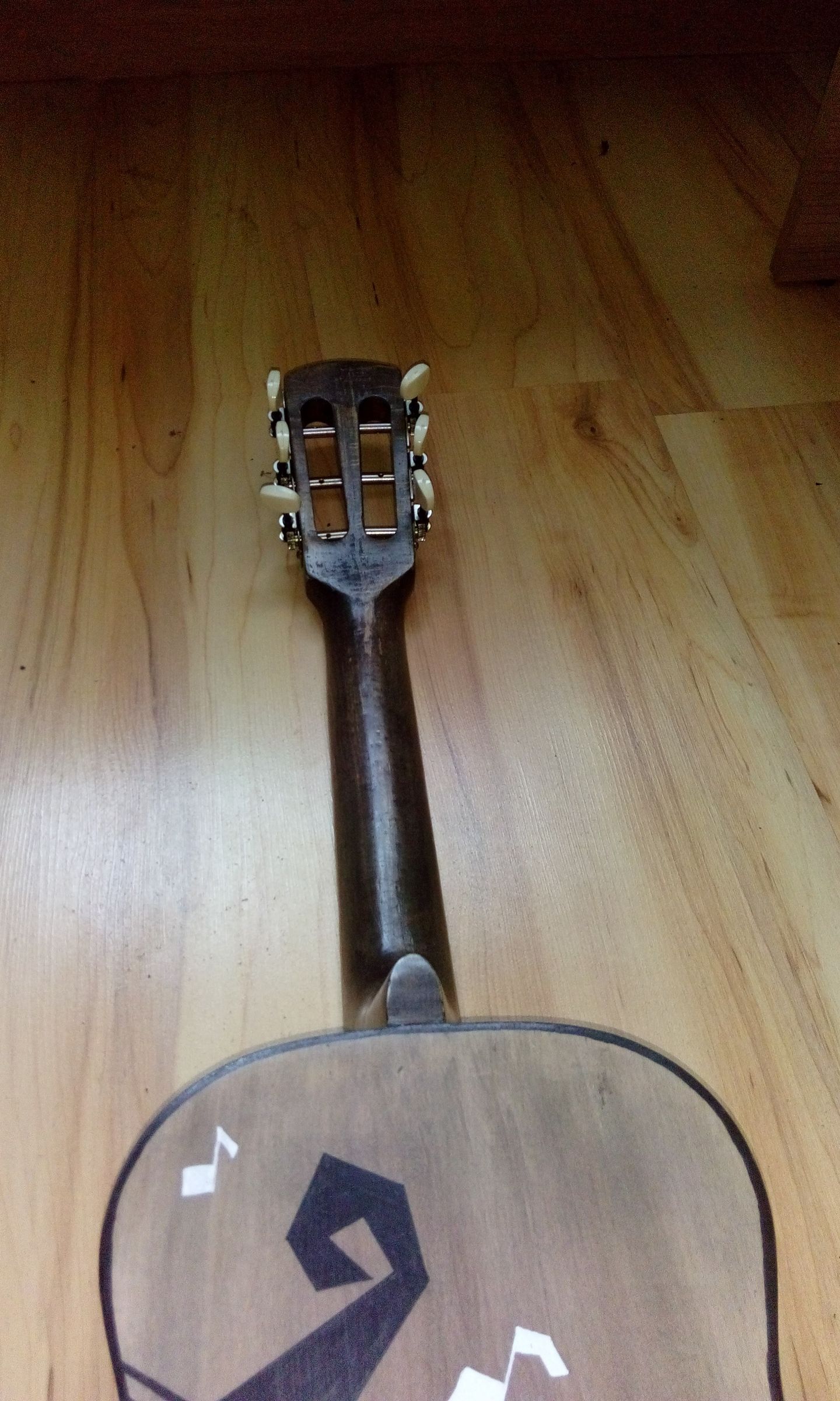 Old Guitar Renovation / Makeover : 5 Steps (with Pictures) - Instructables