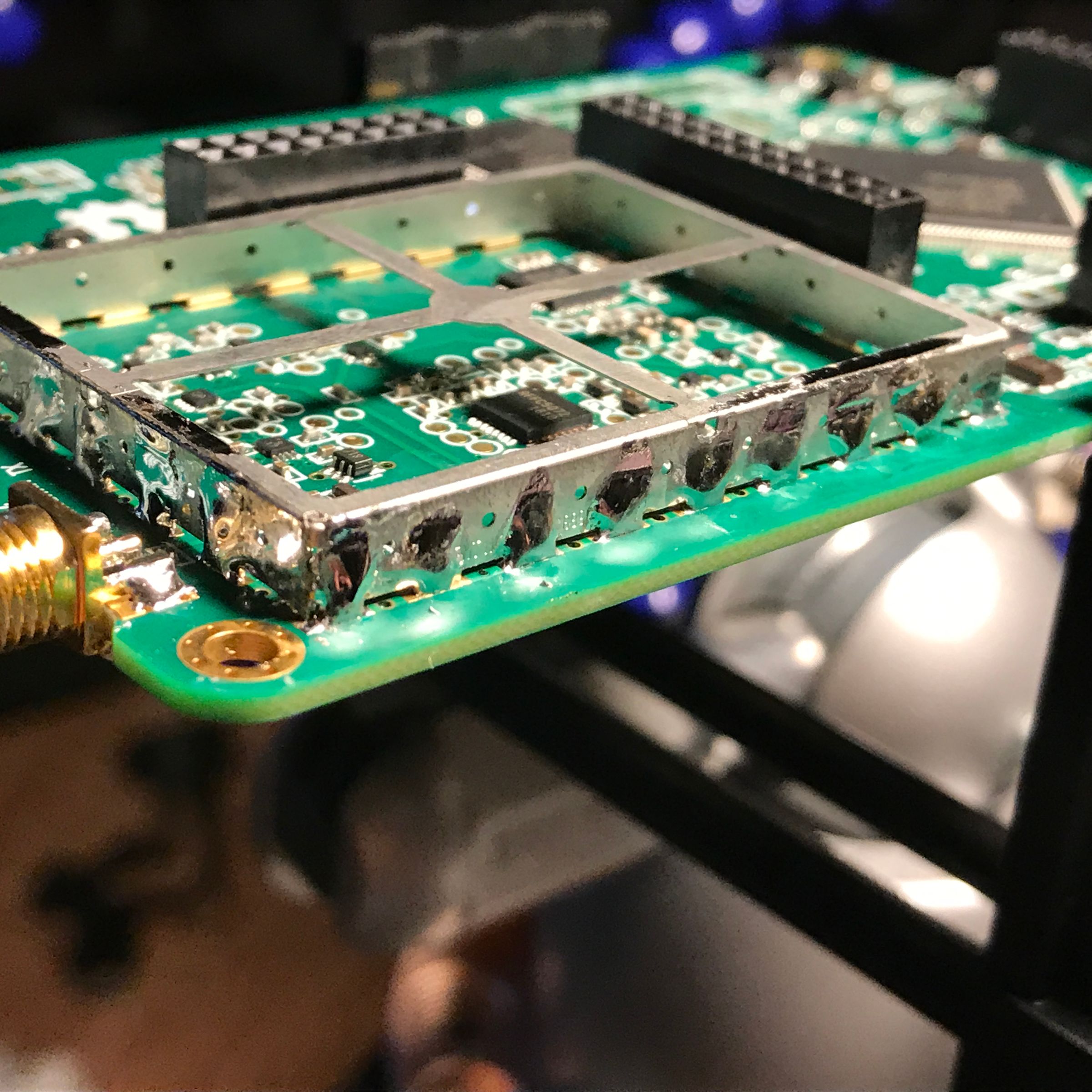 HackRF Shielding Kit Installation : 4 Steps - Instructables