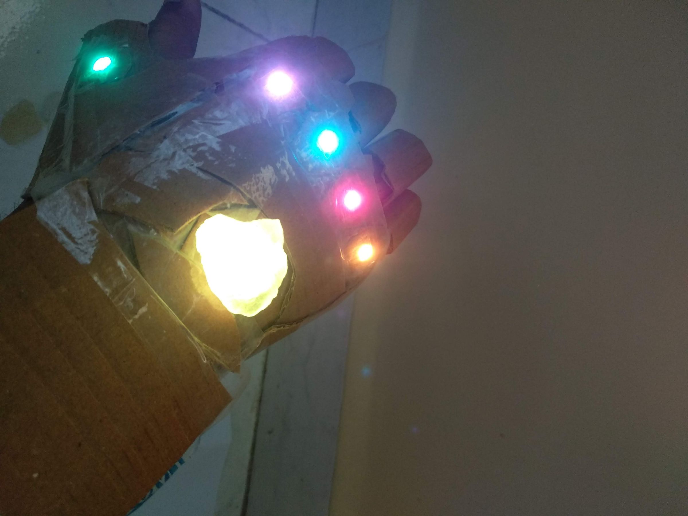 Custom Style Infinity Gauntlet : 6 Steps - Instructables