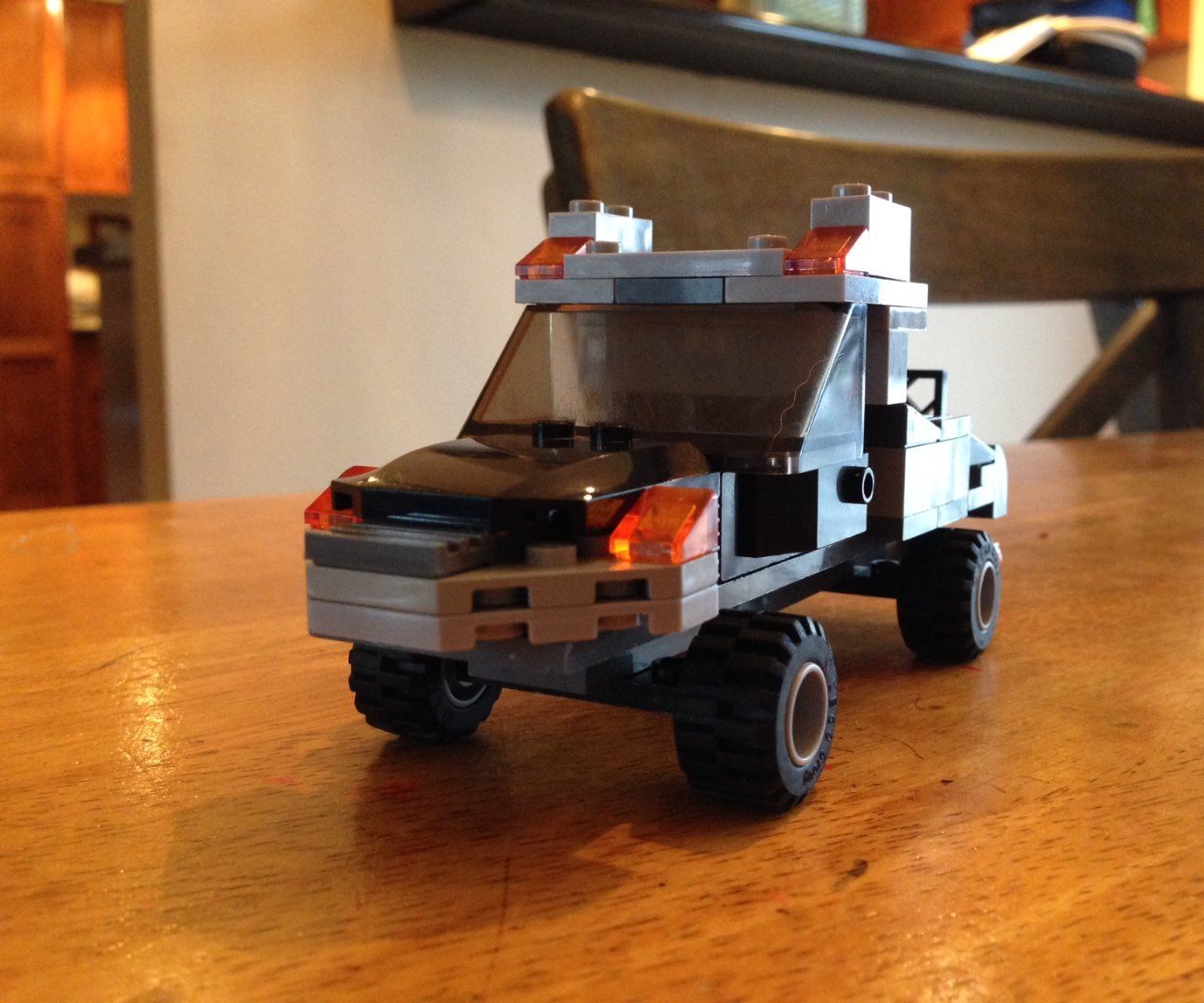 Modern 4x4 Off-Roader : 23 Steps - Instructables