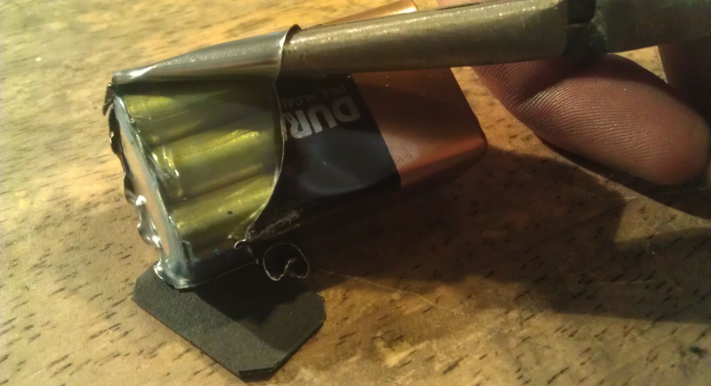AAAA BATTERIES OUT OF 9V : 5 Steps - Instructables
