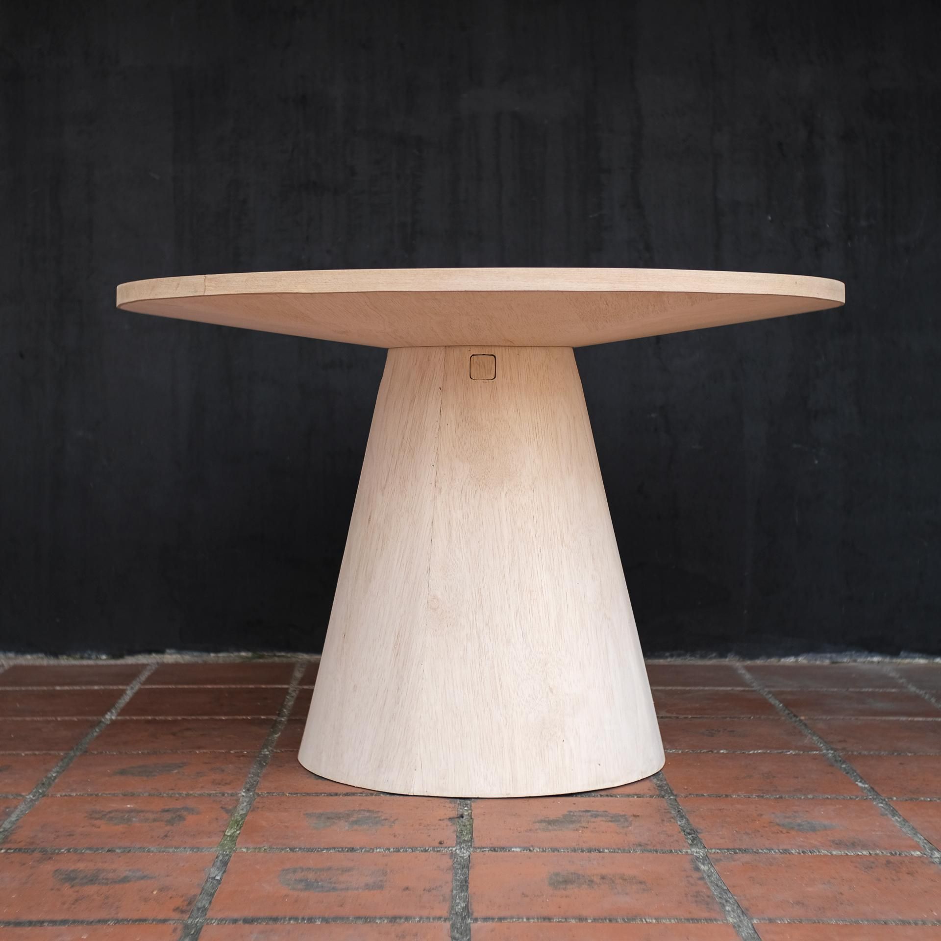 Conical Dining Table : 12 Steps (with Pictures) - Instructables