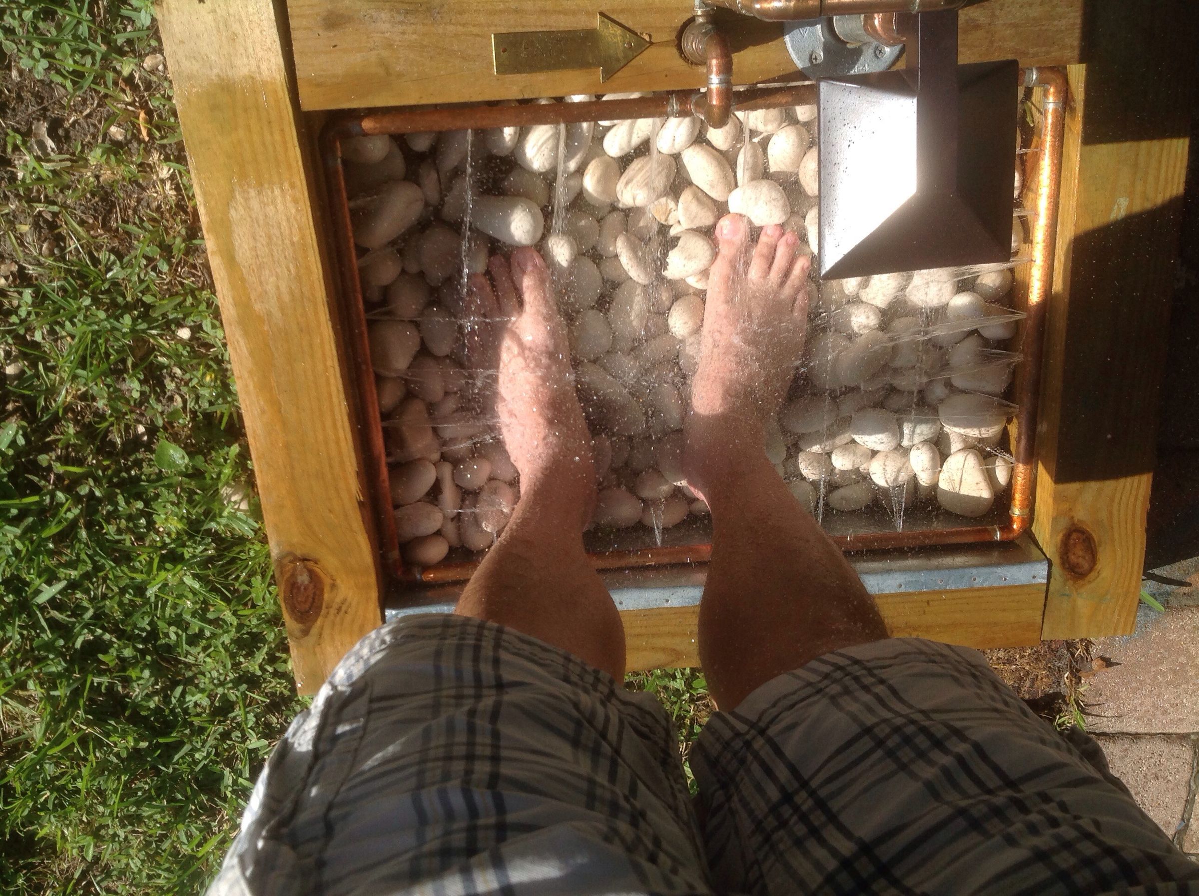 Outdoor Foot Bath : 5 Steps - Instructables