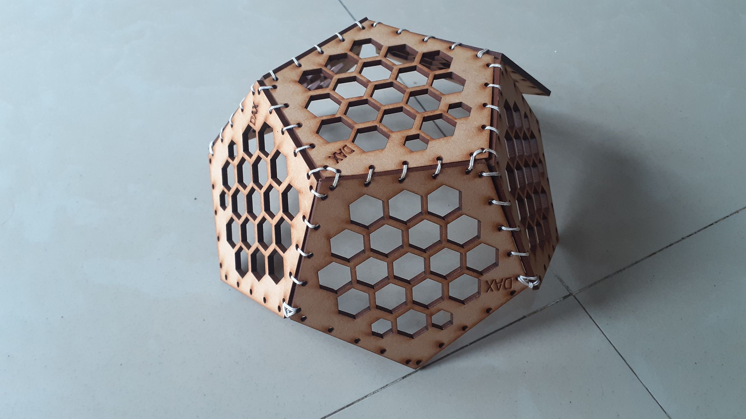 Make Do-decahedron Lamp Using Fusion360 : 5 Steps - Instructables