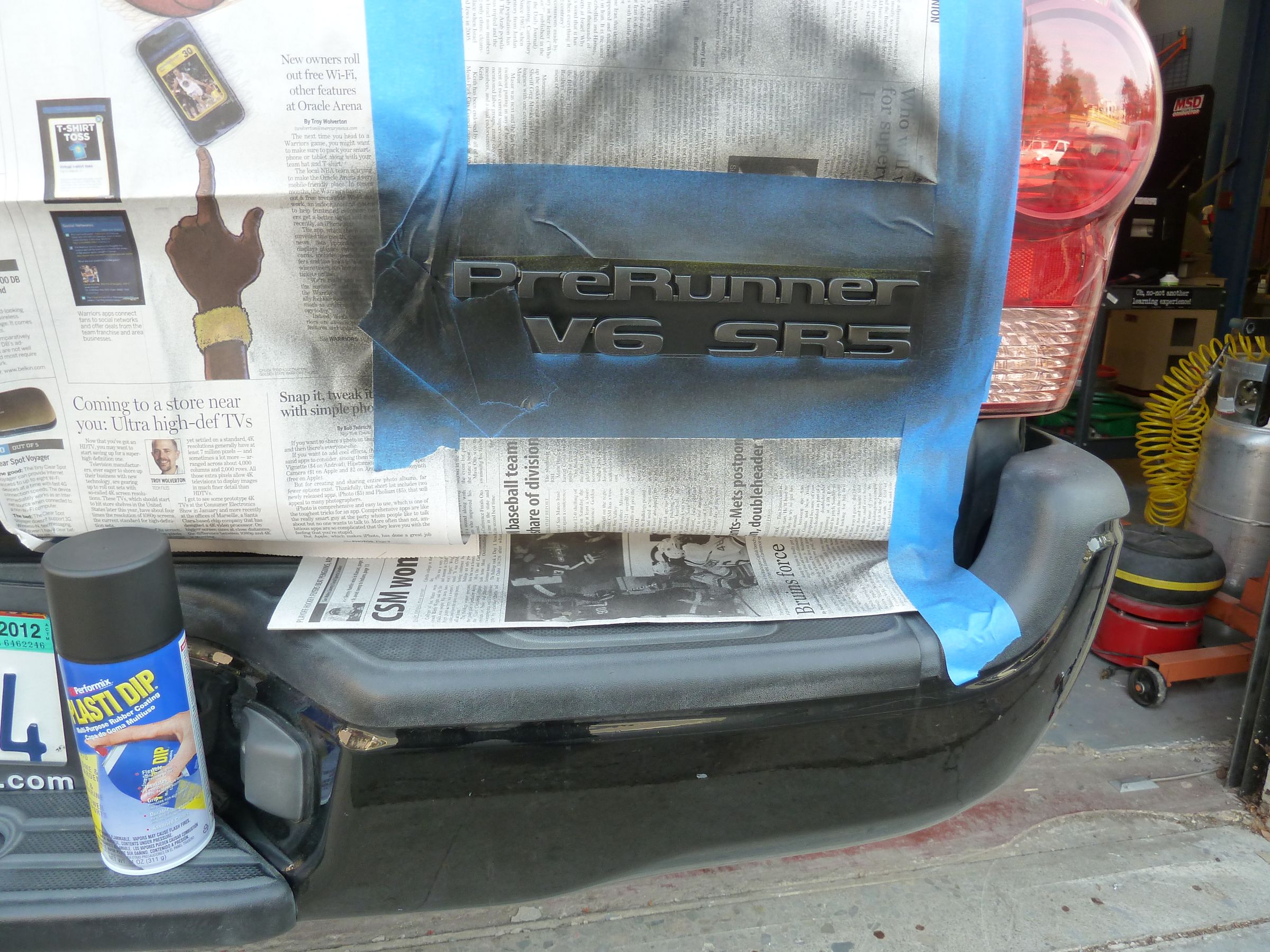 Using Plasti-dip to Change Emblem Colors : 5 Steps (with Pictures ...