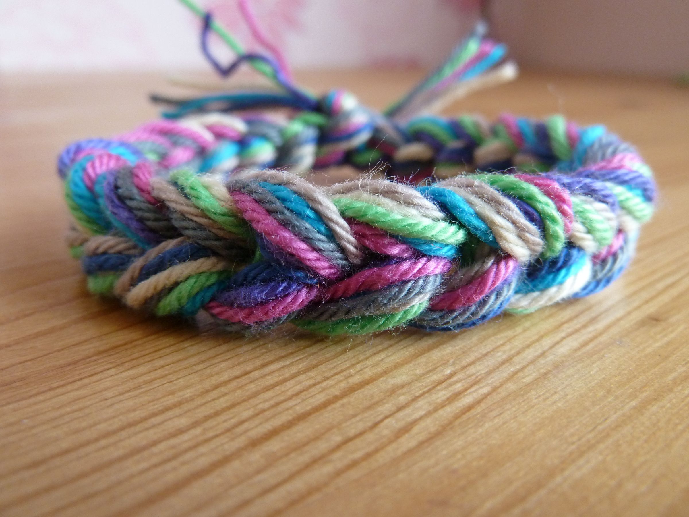 Crochet Bracelets : 17 Steps (with Pictures) - Instructables