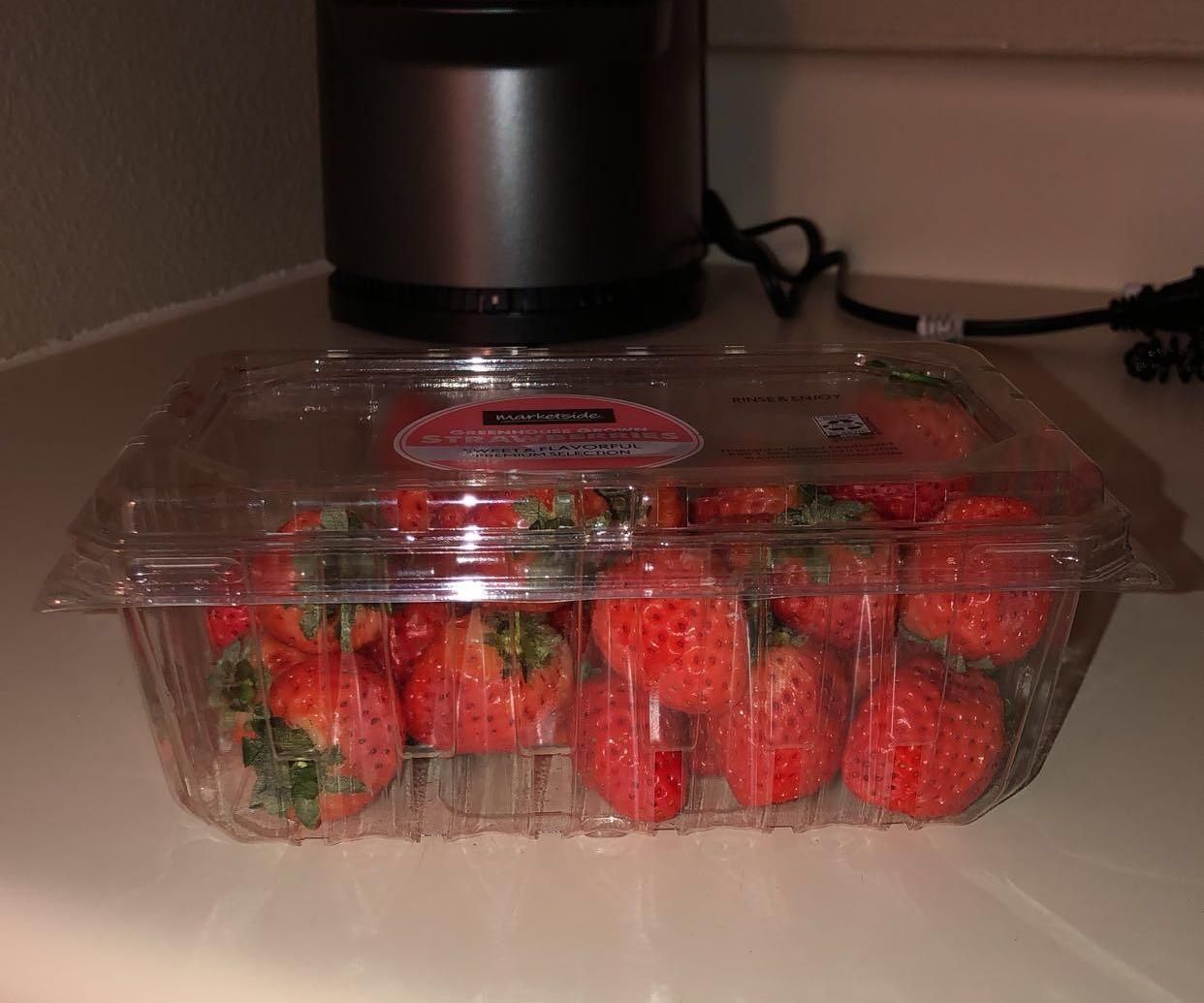 Increase the Longevity of Strawberries : 7 Steps (with Pictures ...