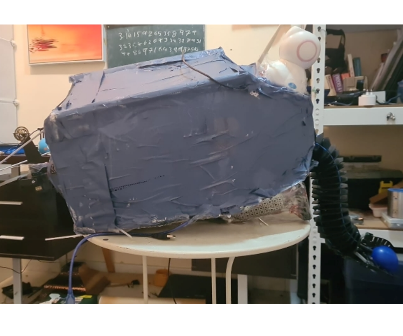 Submarine With Continuem Robot Arm to Pick Up Trash From the Ocean Using Fusion 360 and Arduino ...