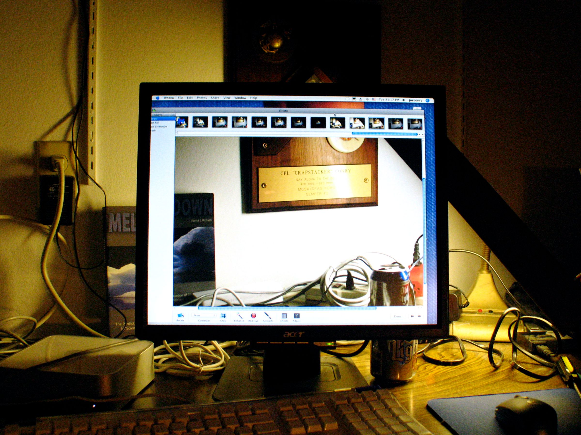 How to Turn Your Computer's LCD Screen Transparent (DIY Mod) : 5 Steps ...