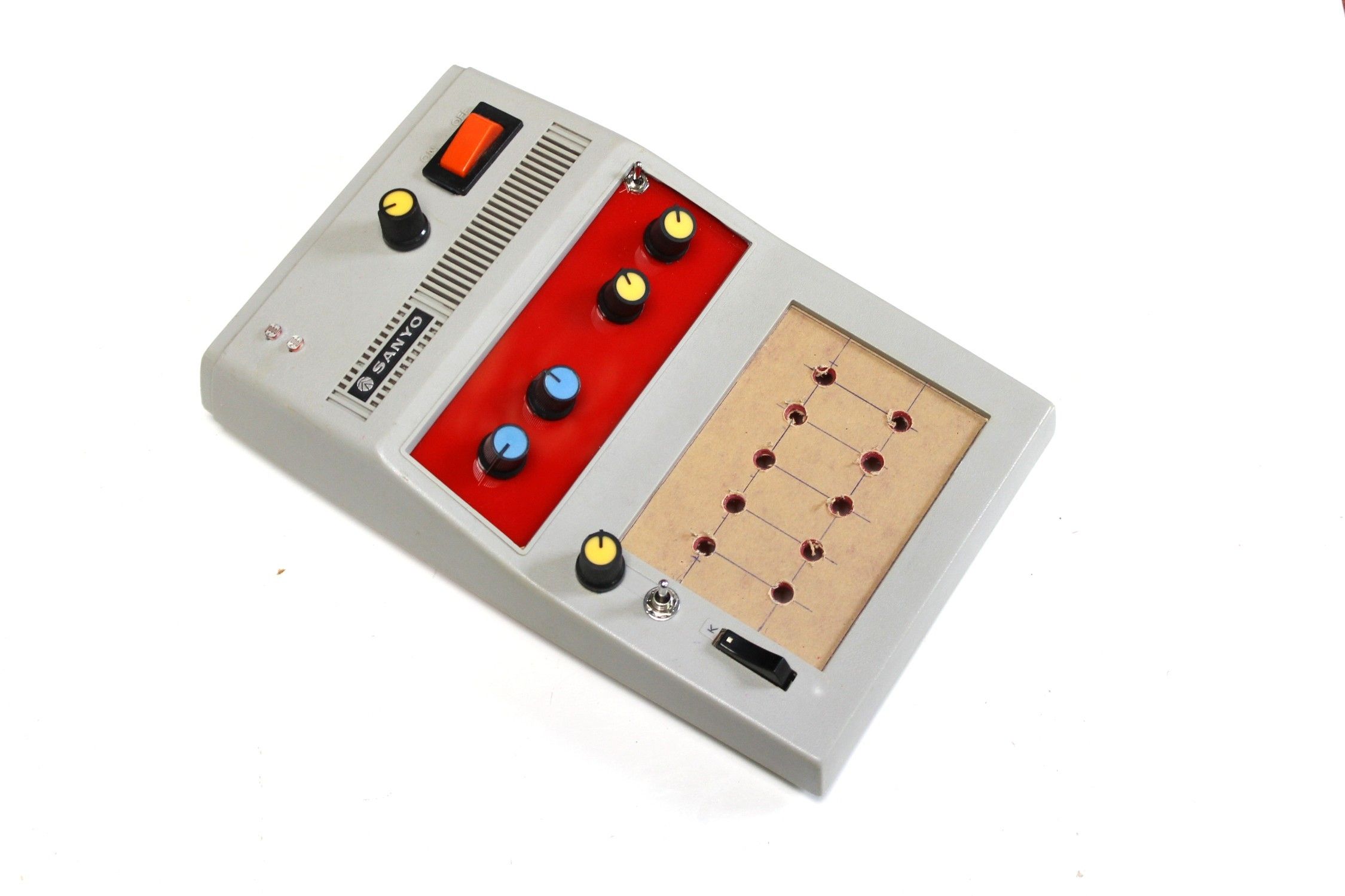 Moog Style Synth : 23 Steps (with Pictures) - Instructables