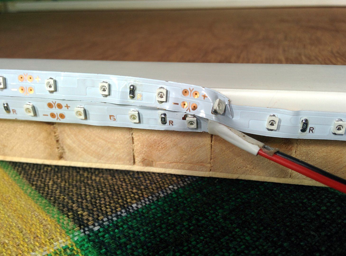 DIY Cheap LED TV Backlight - a Layman's Version : 6 Steps (with ...