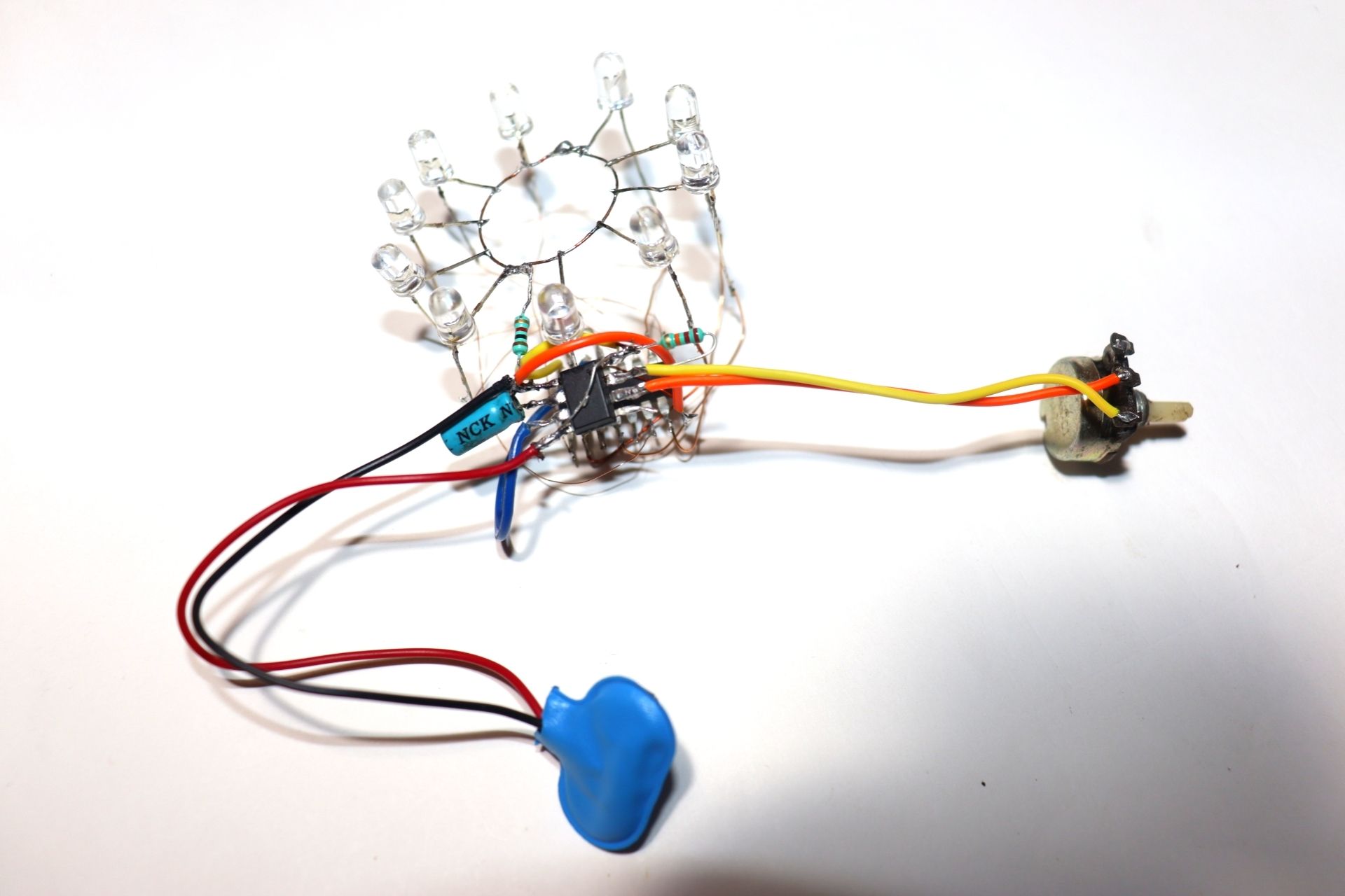 How to Make LED Chaser Using 4017 and LM555 IC : 11 Steps - Instructables