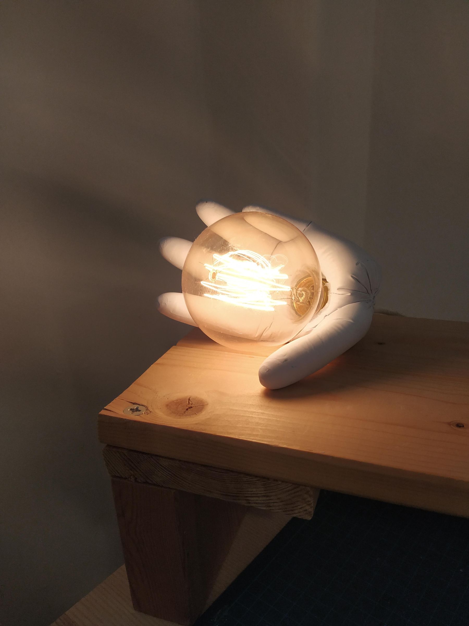 Blue Concrete Hand - Table Lamp : 5 Steps (with Pictures) - Instructables