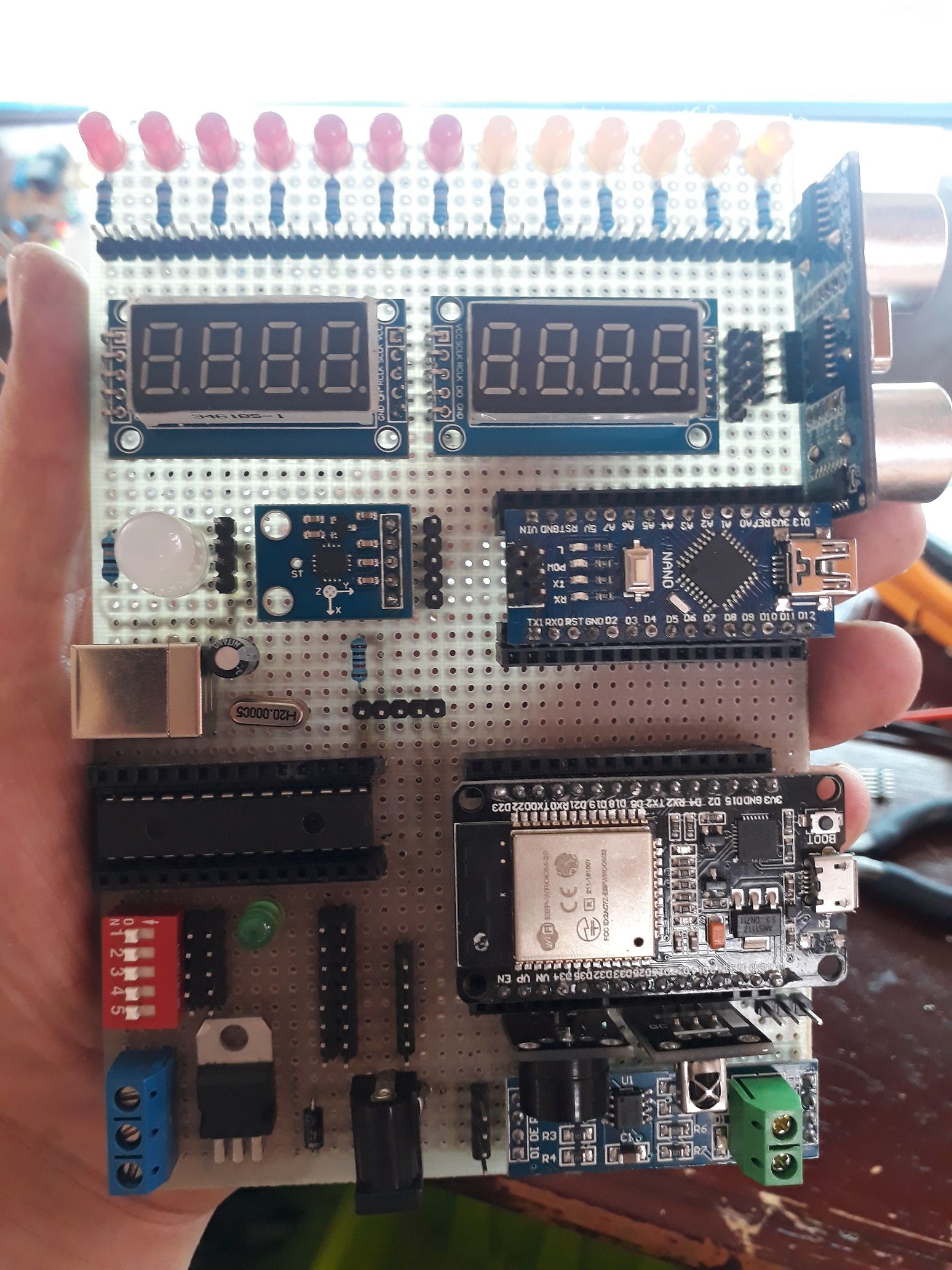 MICROCONTROLLER LAB : 3 Steps - Instructables