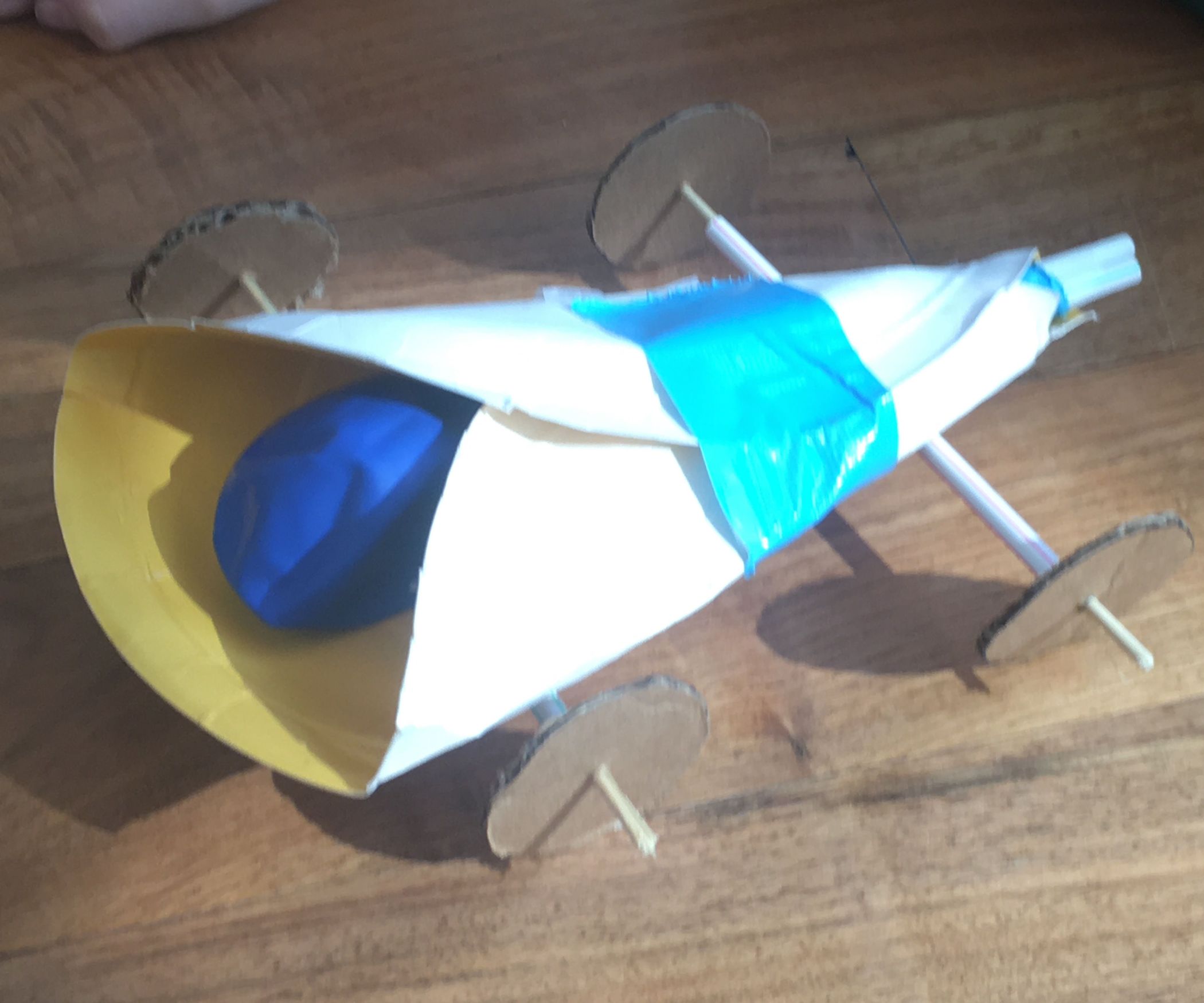 How to Make a Balloon Car : 6 Steps - Instructables