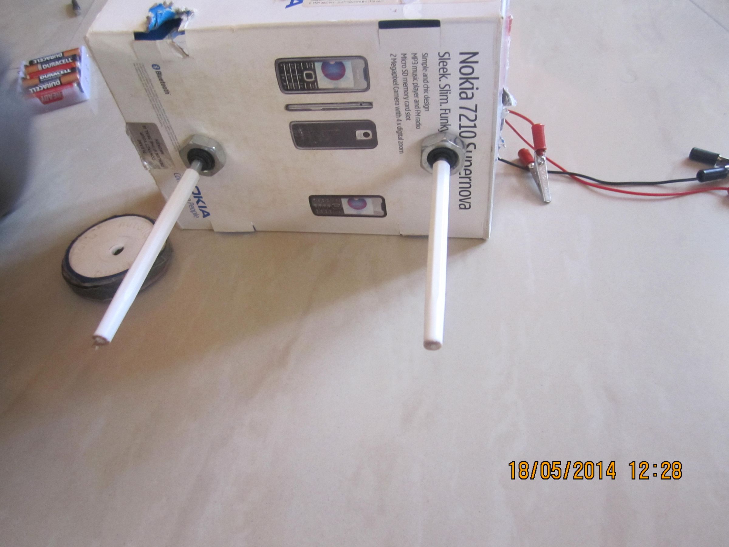 Simple 2 Legged Robot : 11 Steps - Instructables