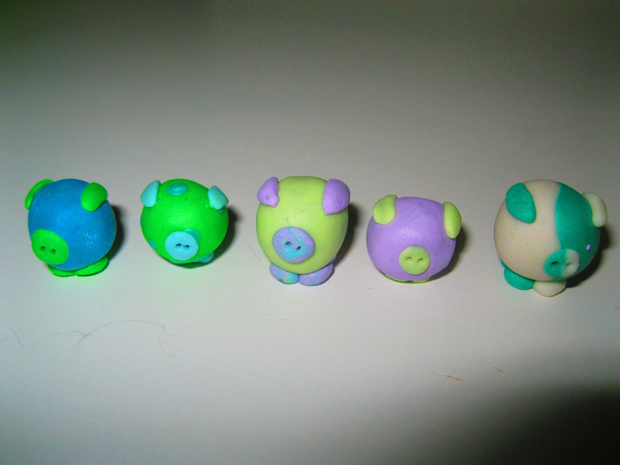 Modelling Clay Pigs : 8 Steps - Instructables