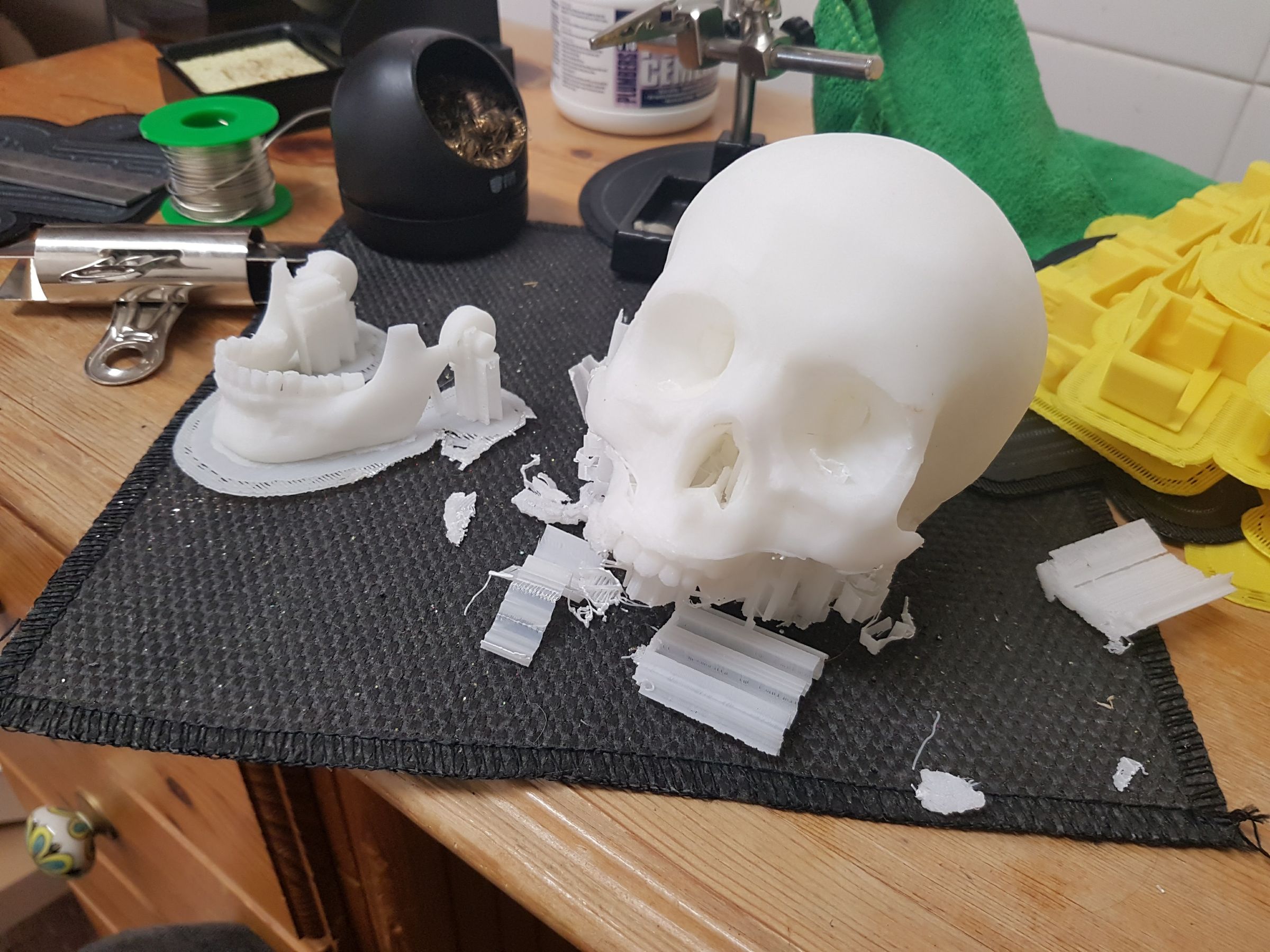 Motion Detection Halloween Talking Skull : 12 Steps (with Pictures ...