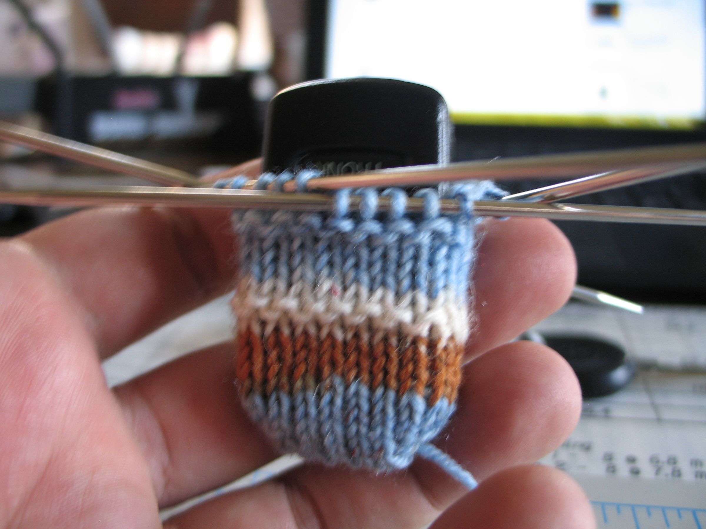 Knit a Key Fob Cosy - Instructables