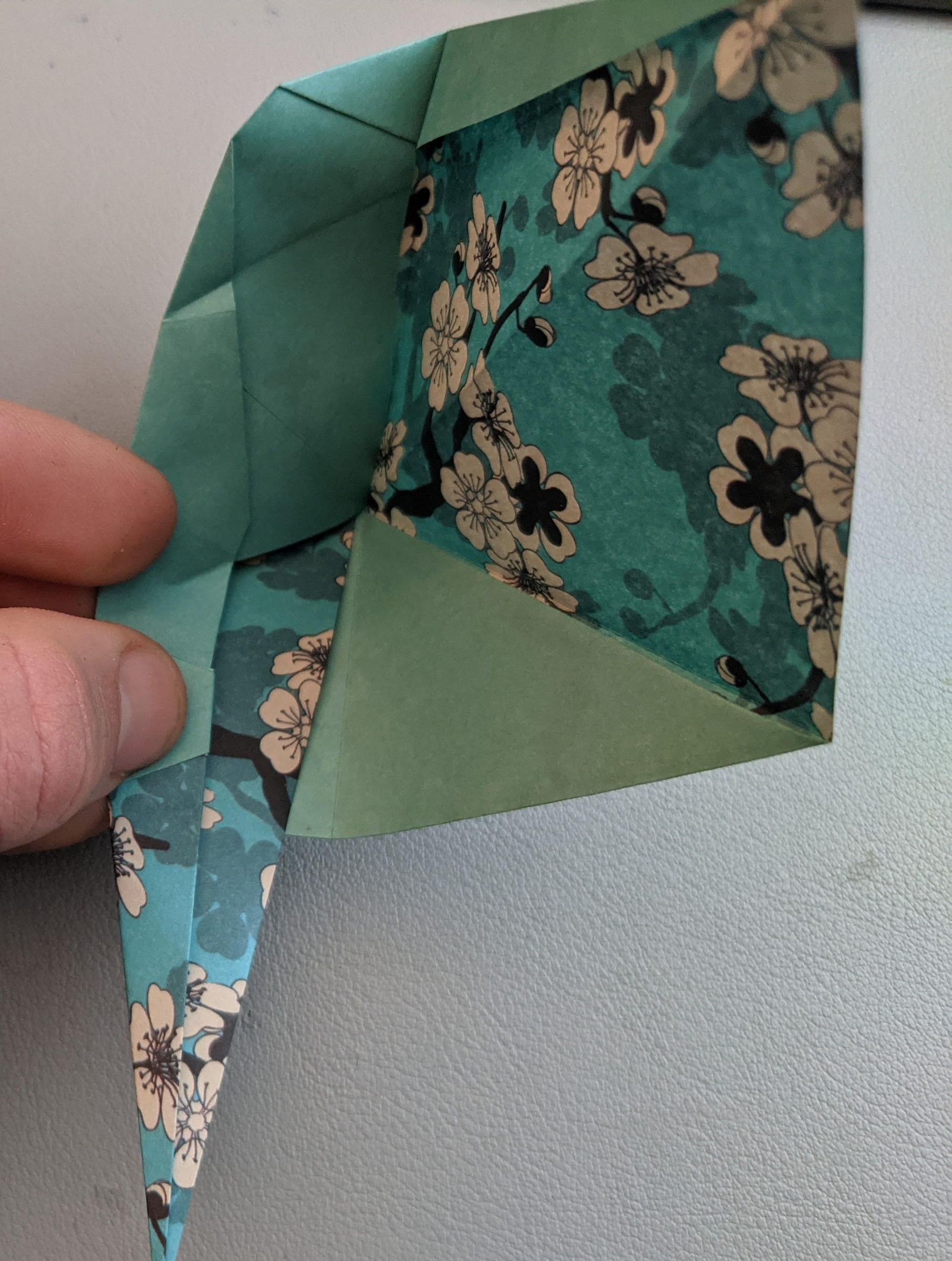 Origami Walrus Bookmark V2 : 9 Steps - Instructables